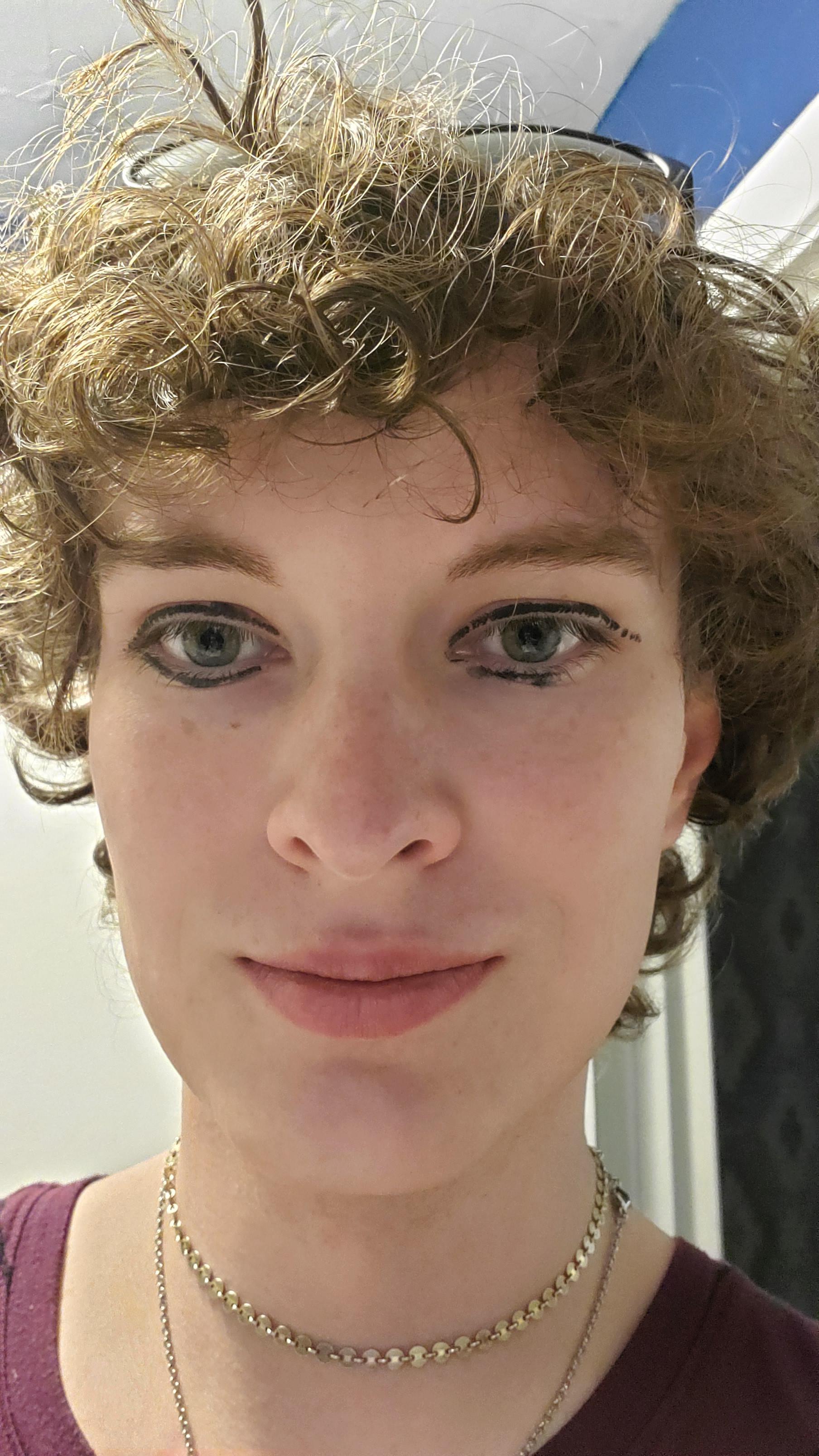 Third try at eye liner | Scrolller