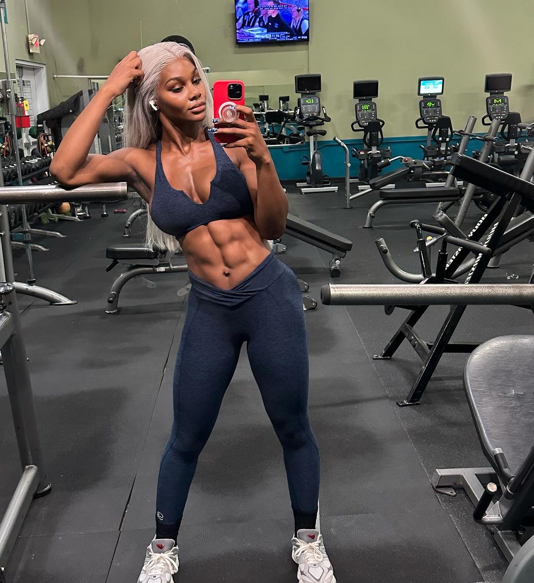 Jade Cargill | Scrolller