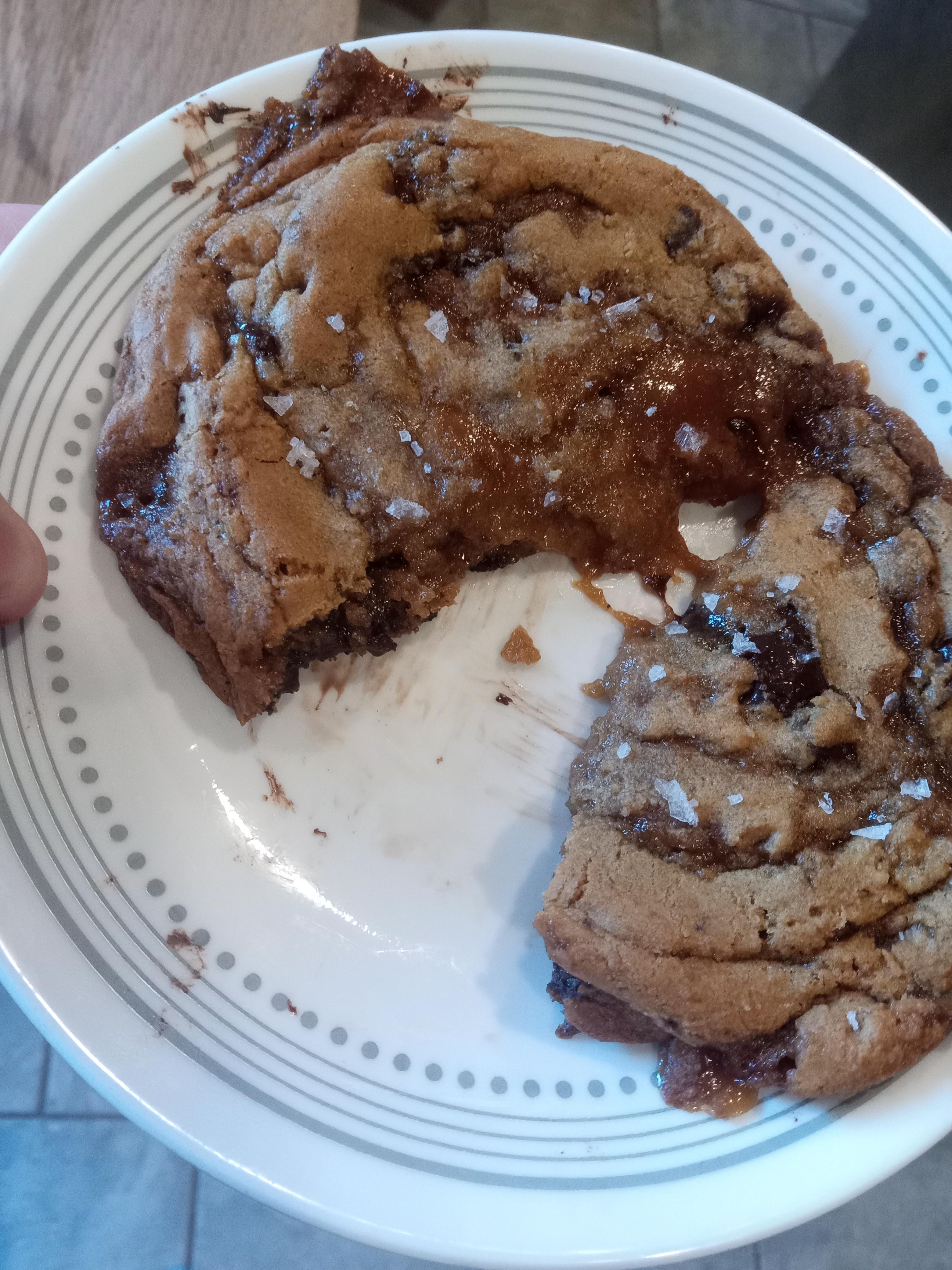 [homemade] Brown butter toffee cookies | Scrolller