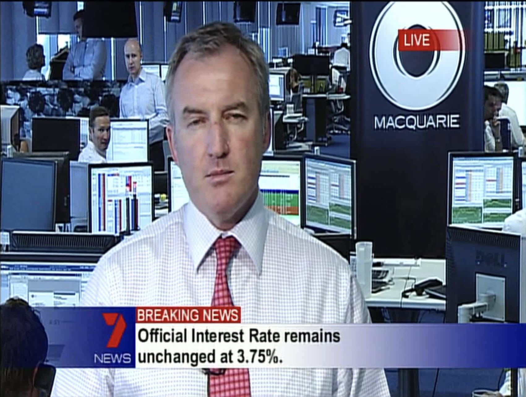 Guy watching “adult content” in background of Channel 7 newscast in Australia | Scrolller