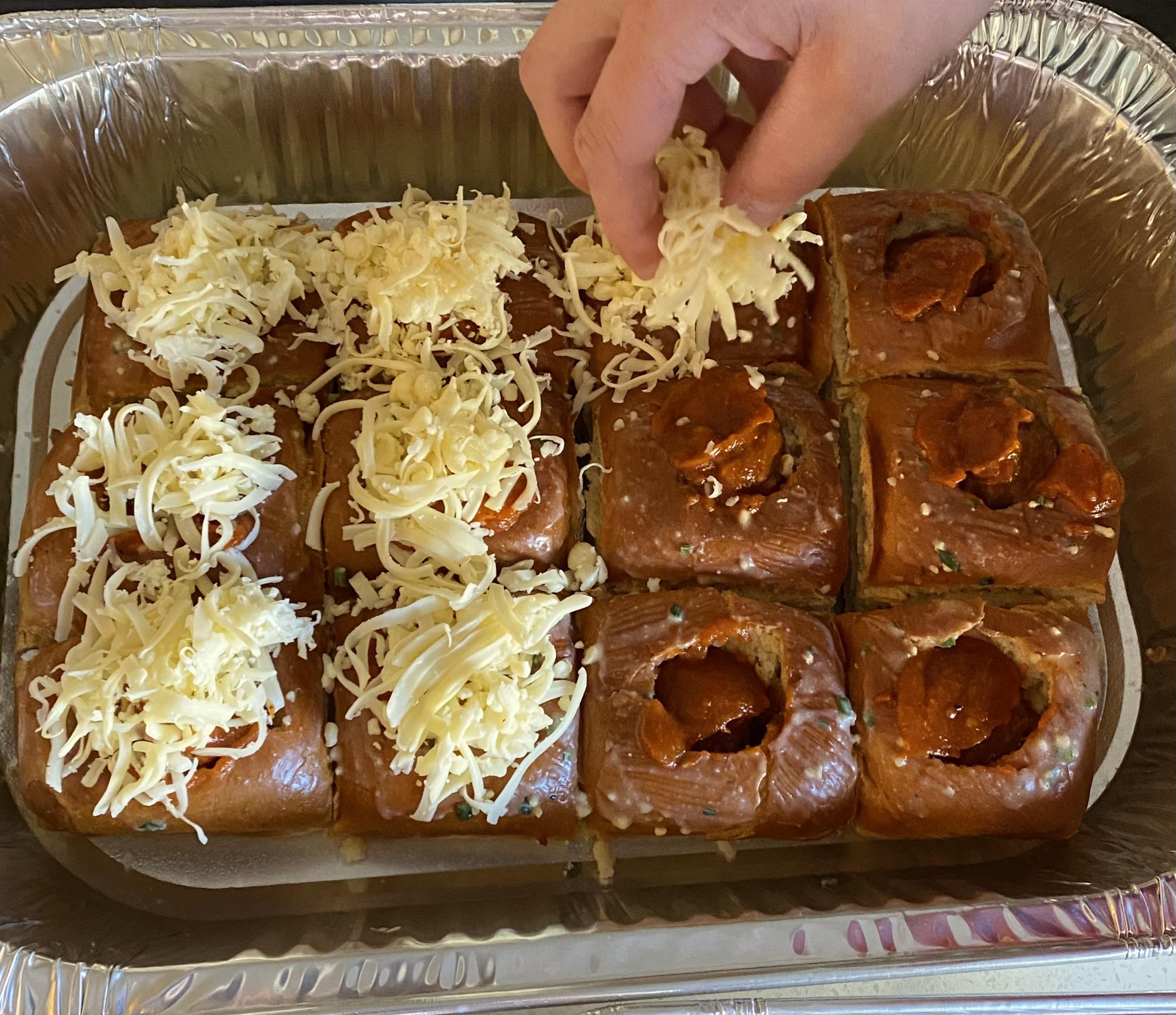 [Homemade] Garlic bread meatball bombs | Scrolller