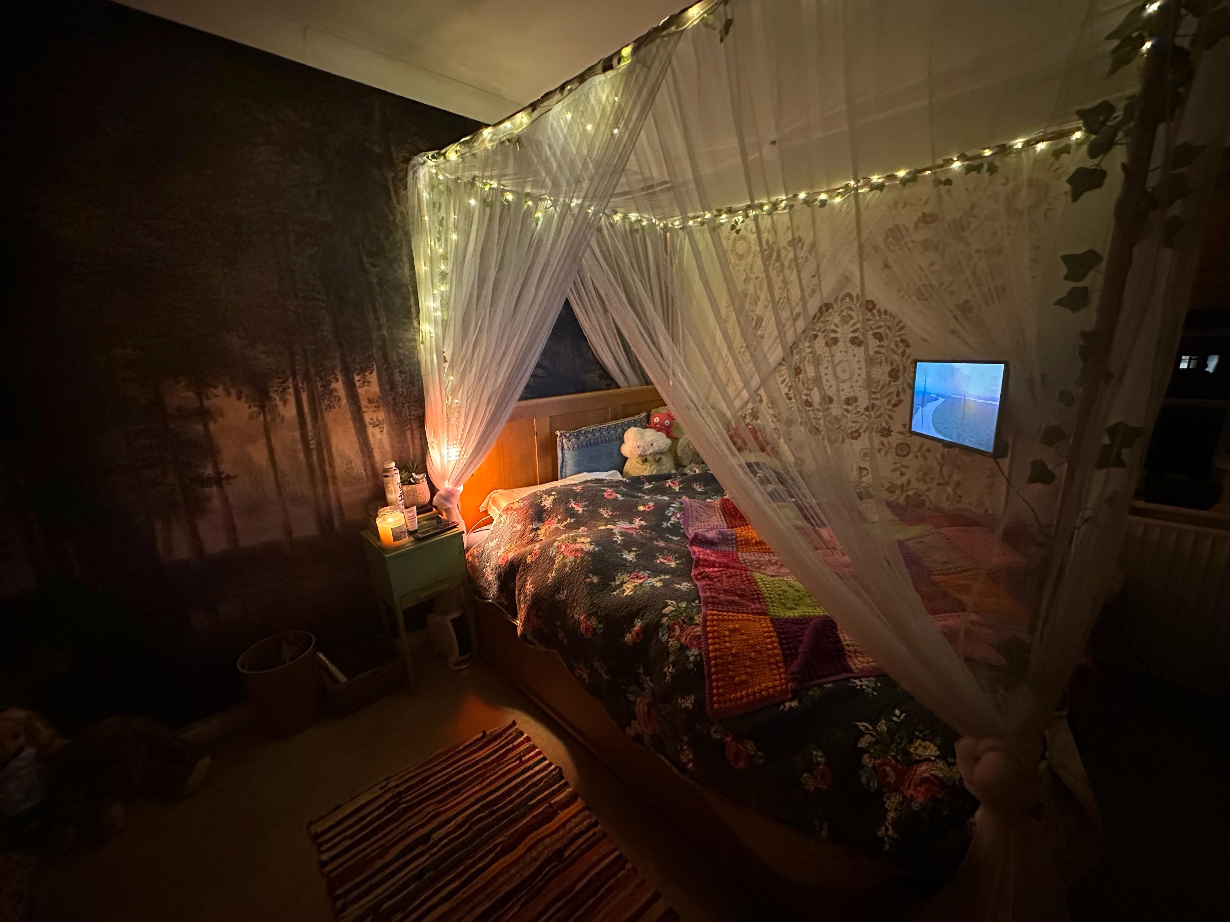 Finished my bedroom | Scrolller