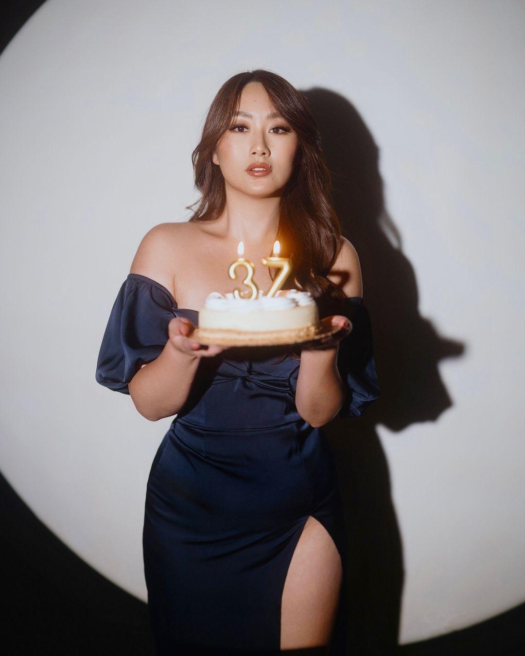 Evelyn Lin | Scrolller