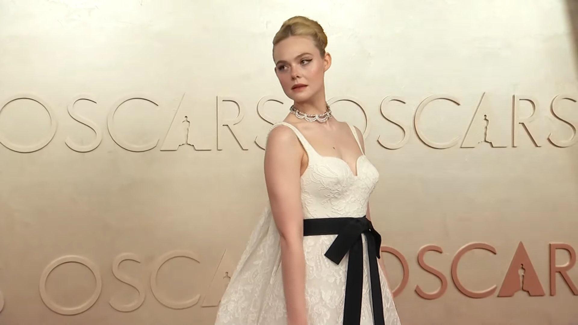 Elle Fanning at the 2025 Oscars | Scrolller