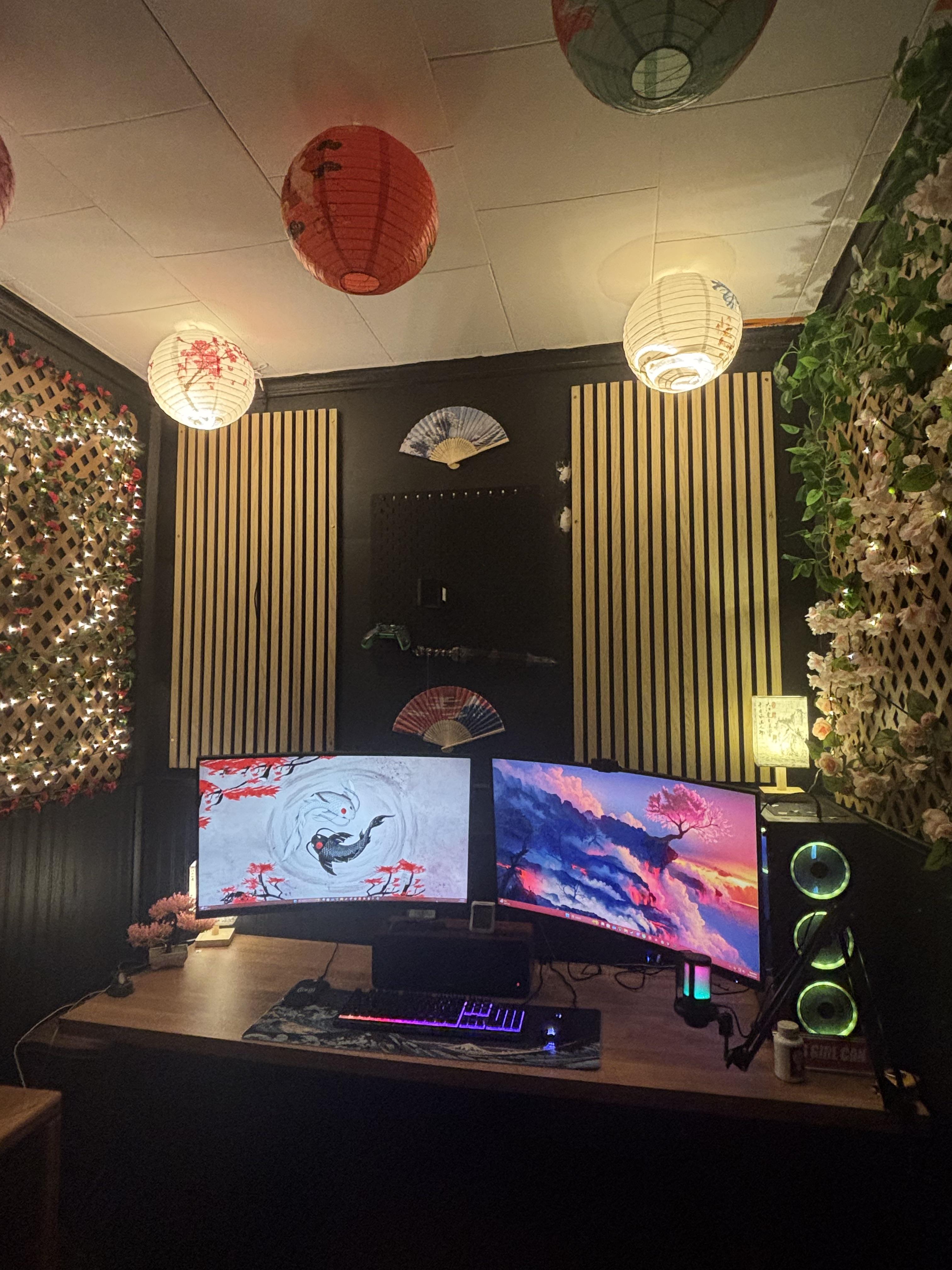 Finished upgrading the setup (should I add the vines to the ceiling as well?) | Scrolller
