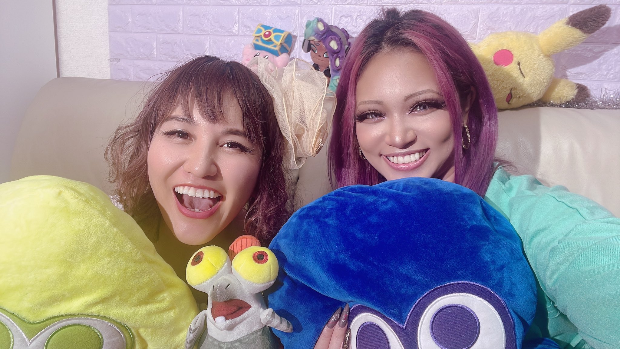 Redrew a pic of Marina and Frye's VAs [OC] | Scrolller