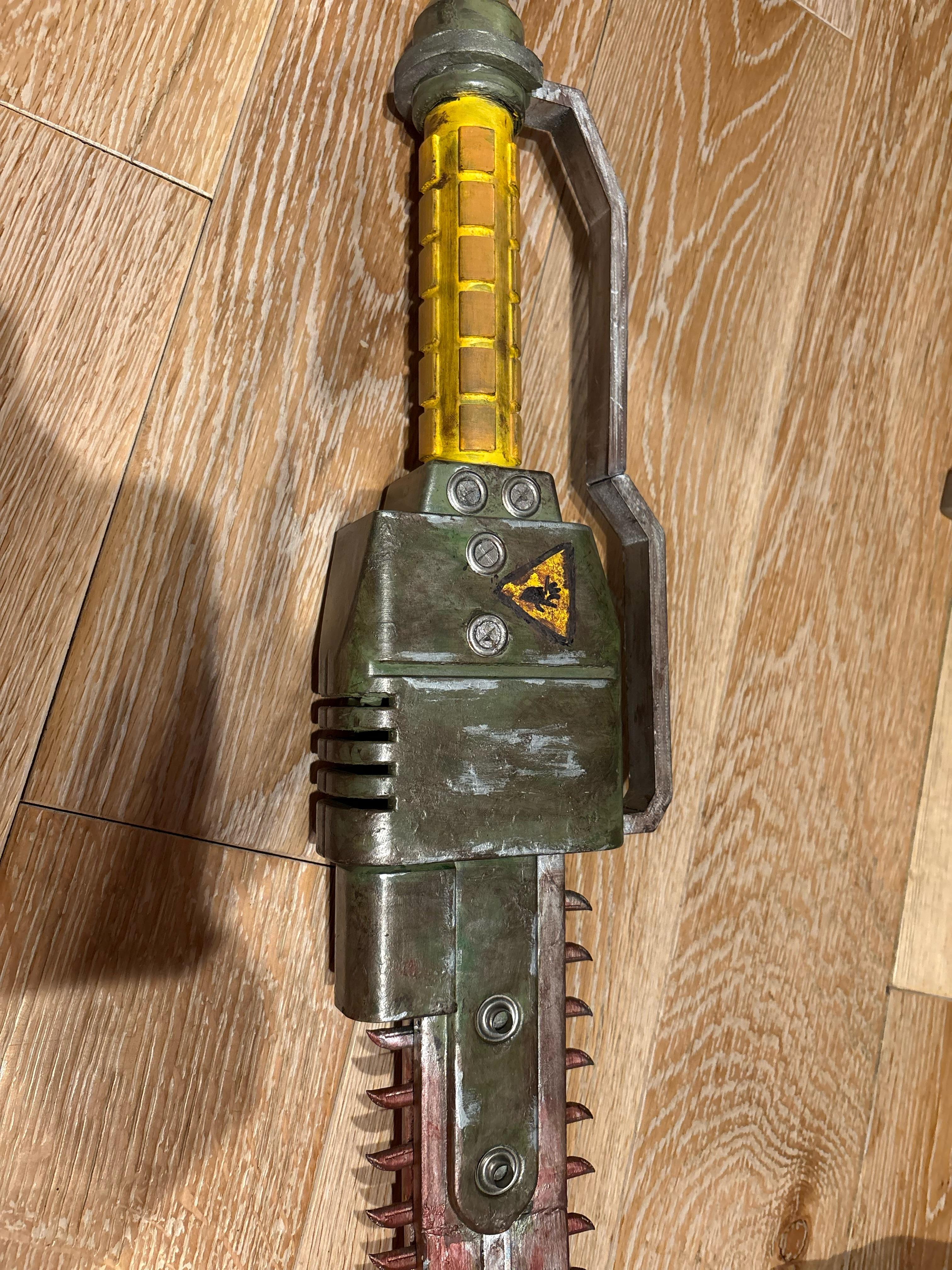3d printed and painted Ripper from Fallout 3 | Scrolller
