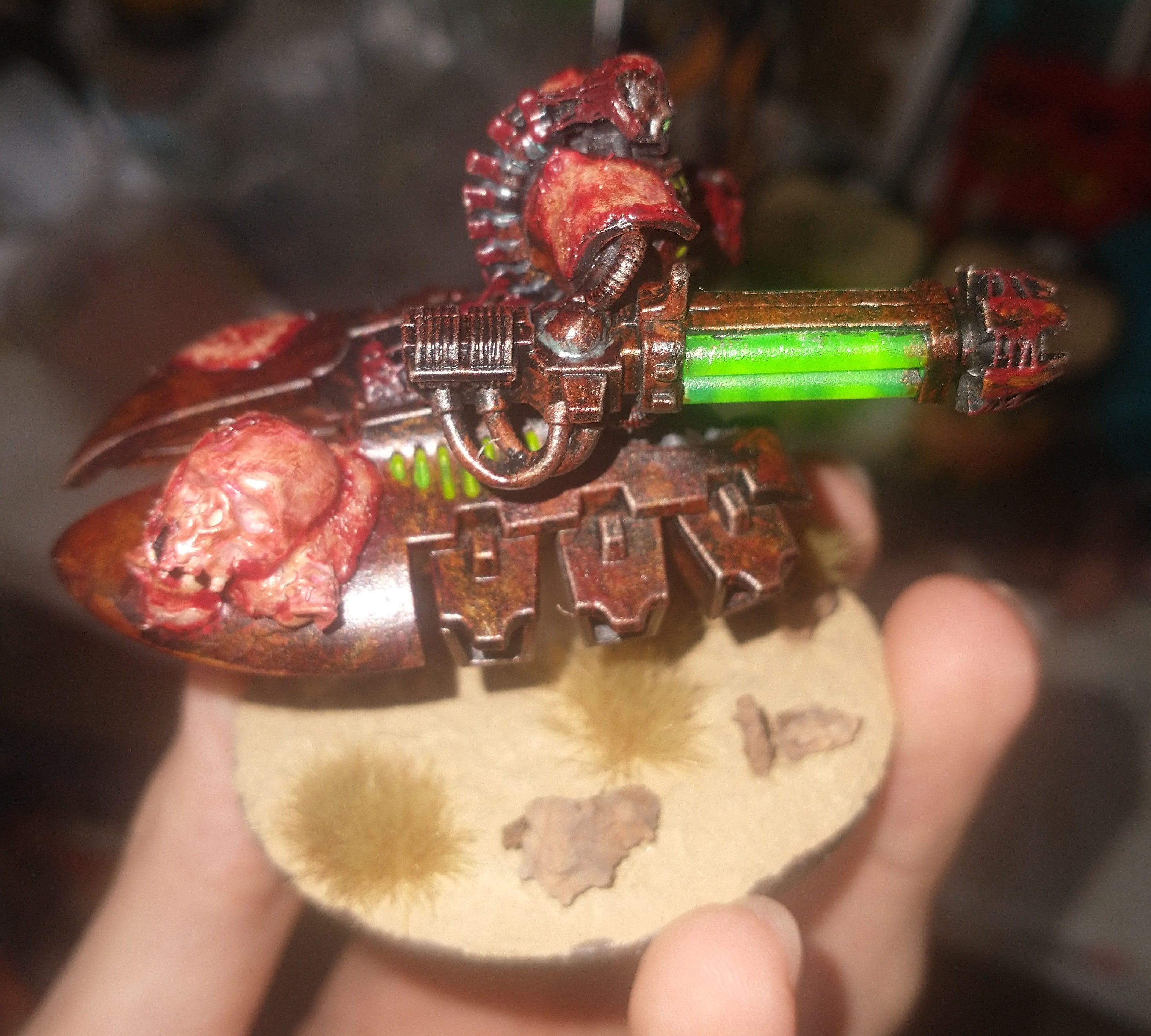 Lokhust Destroyer with a ripped head | Scrolller