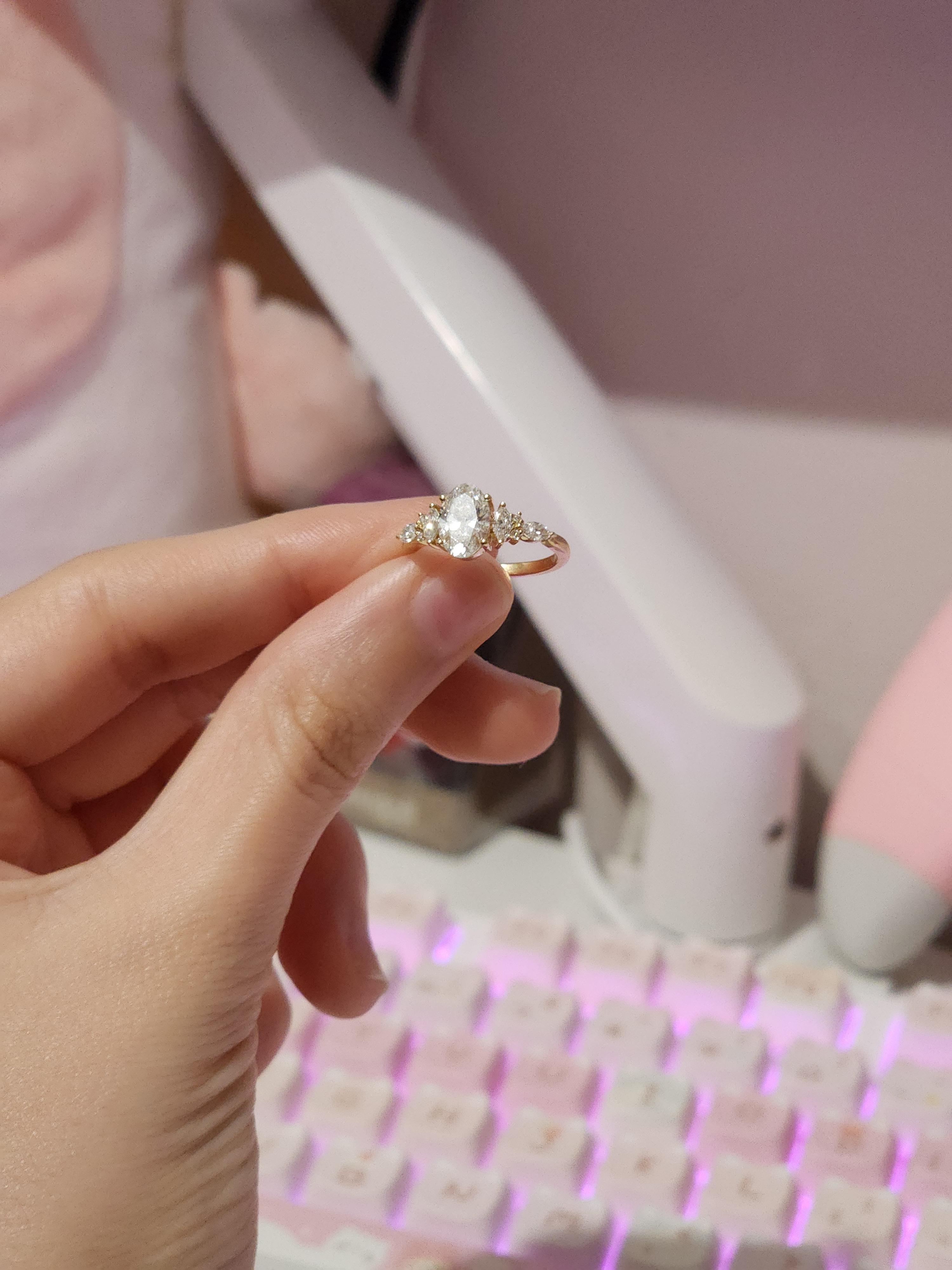 Got my engagement ring! | Scrolller