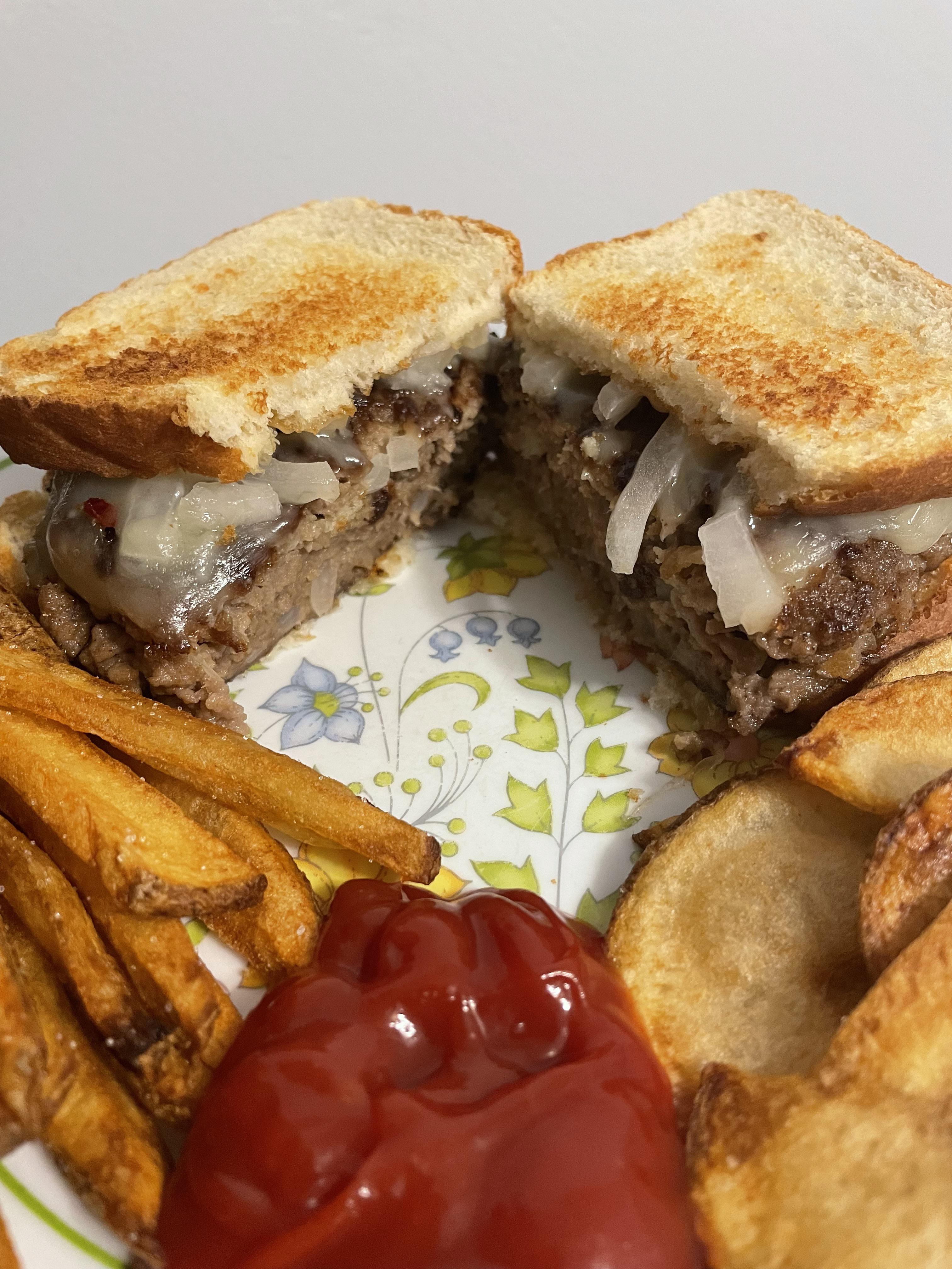 Meatloaf Burger! | Scrolller