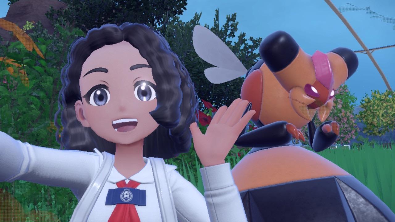 Shiny bee. Shiny queen. Bee shiny. Shiny queen bee. Queen shiny bee ...