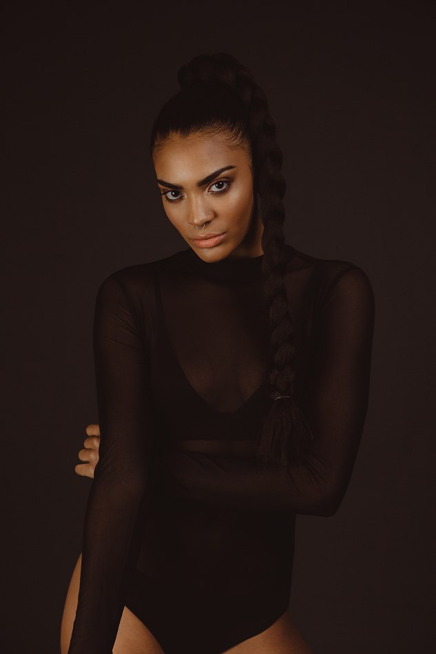 Sydney's modeling gallery | Scrolller