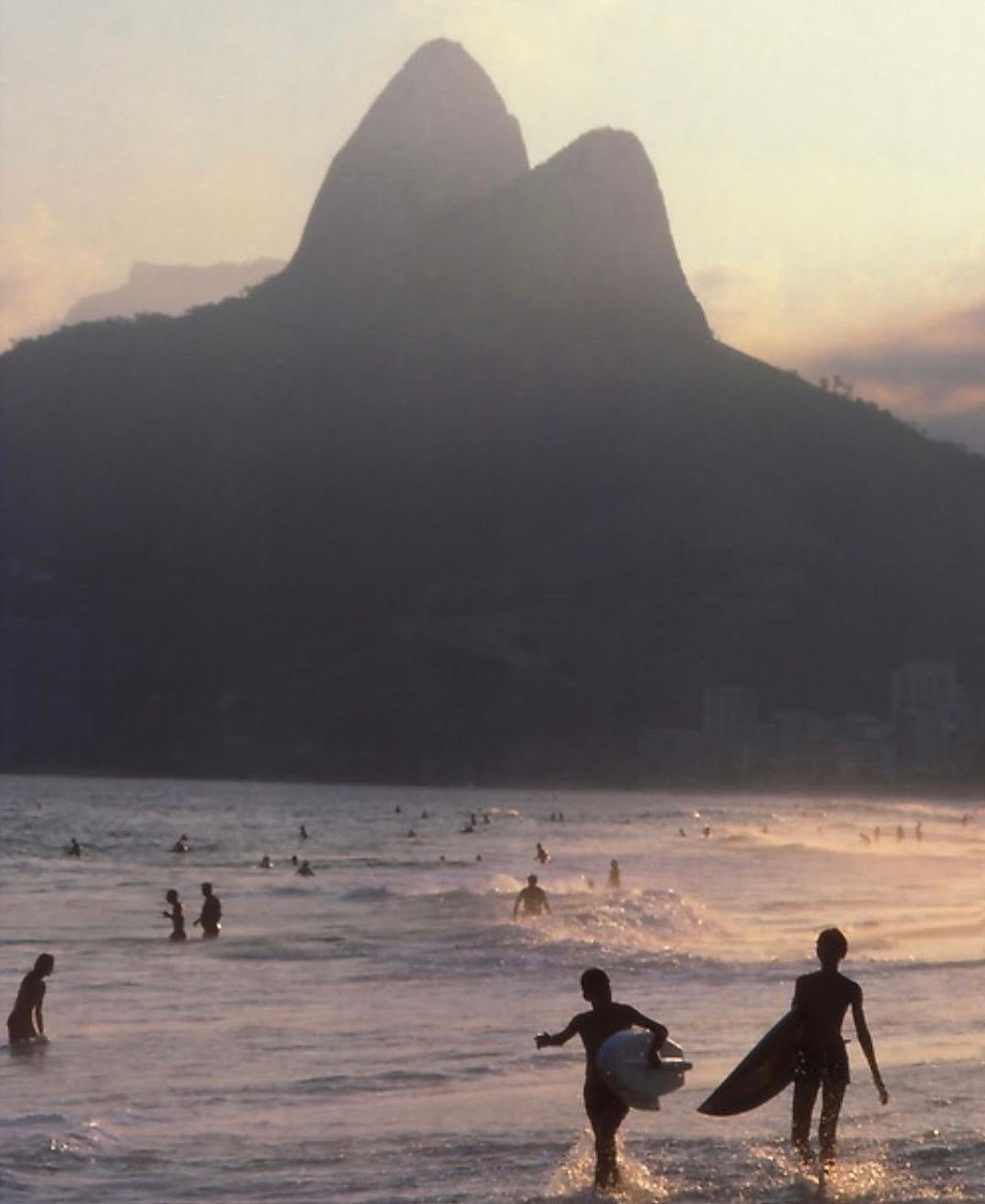 Pictures from Rio beach (1986) | Scrolller