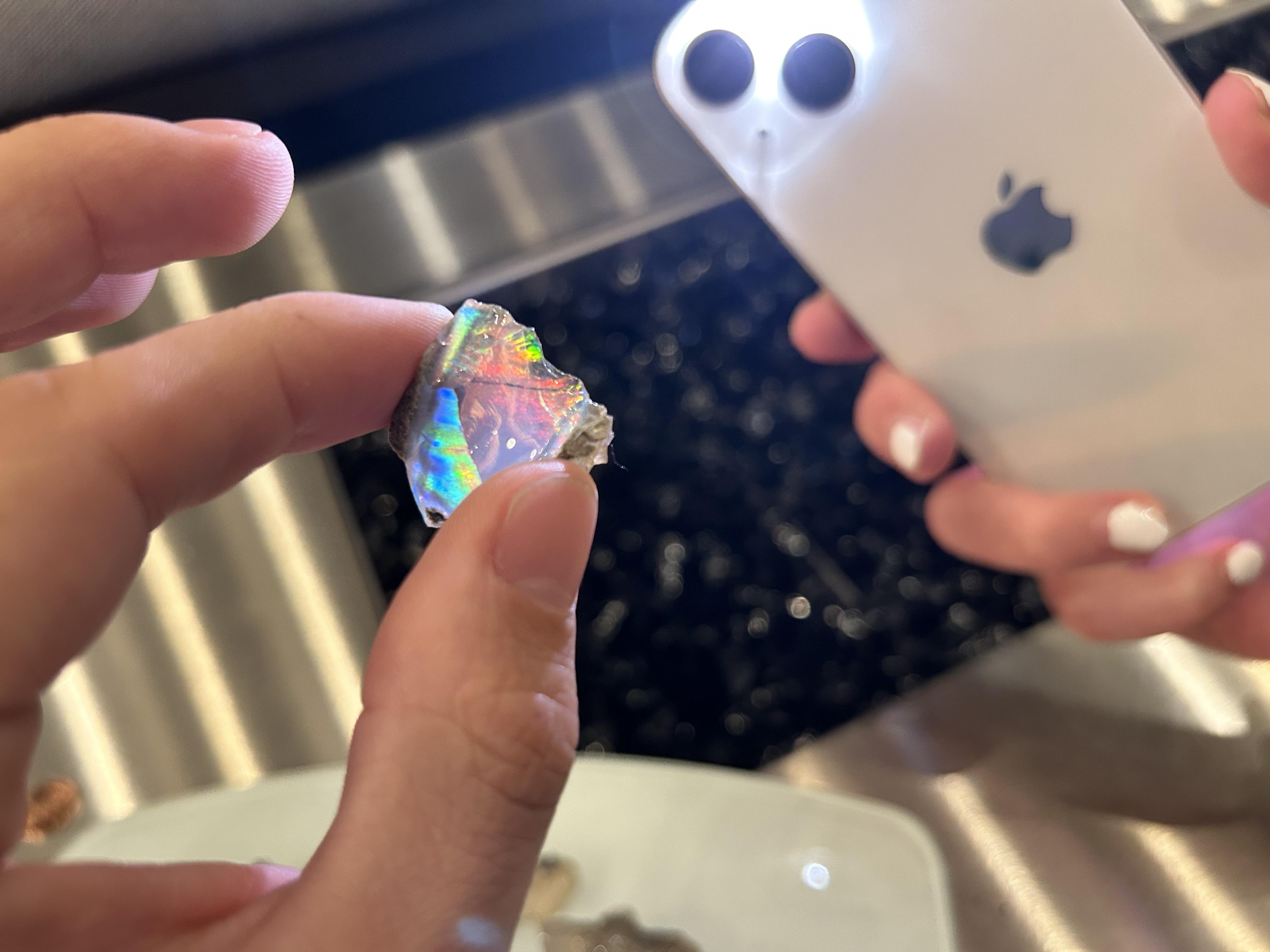 What is this, is it valuable? | Scrolller