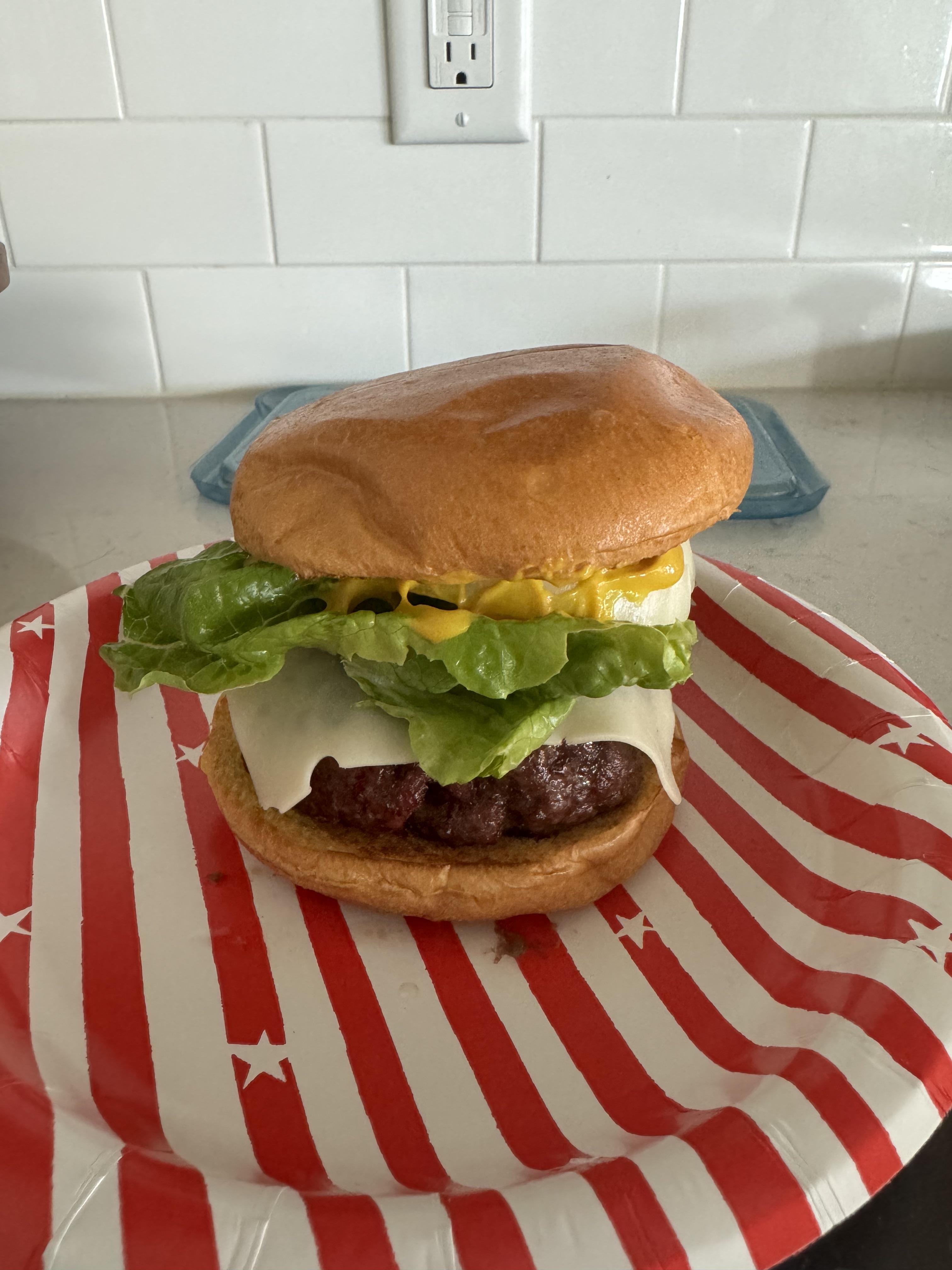 Independence Burgers | Scrolller