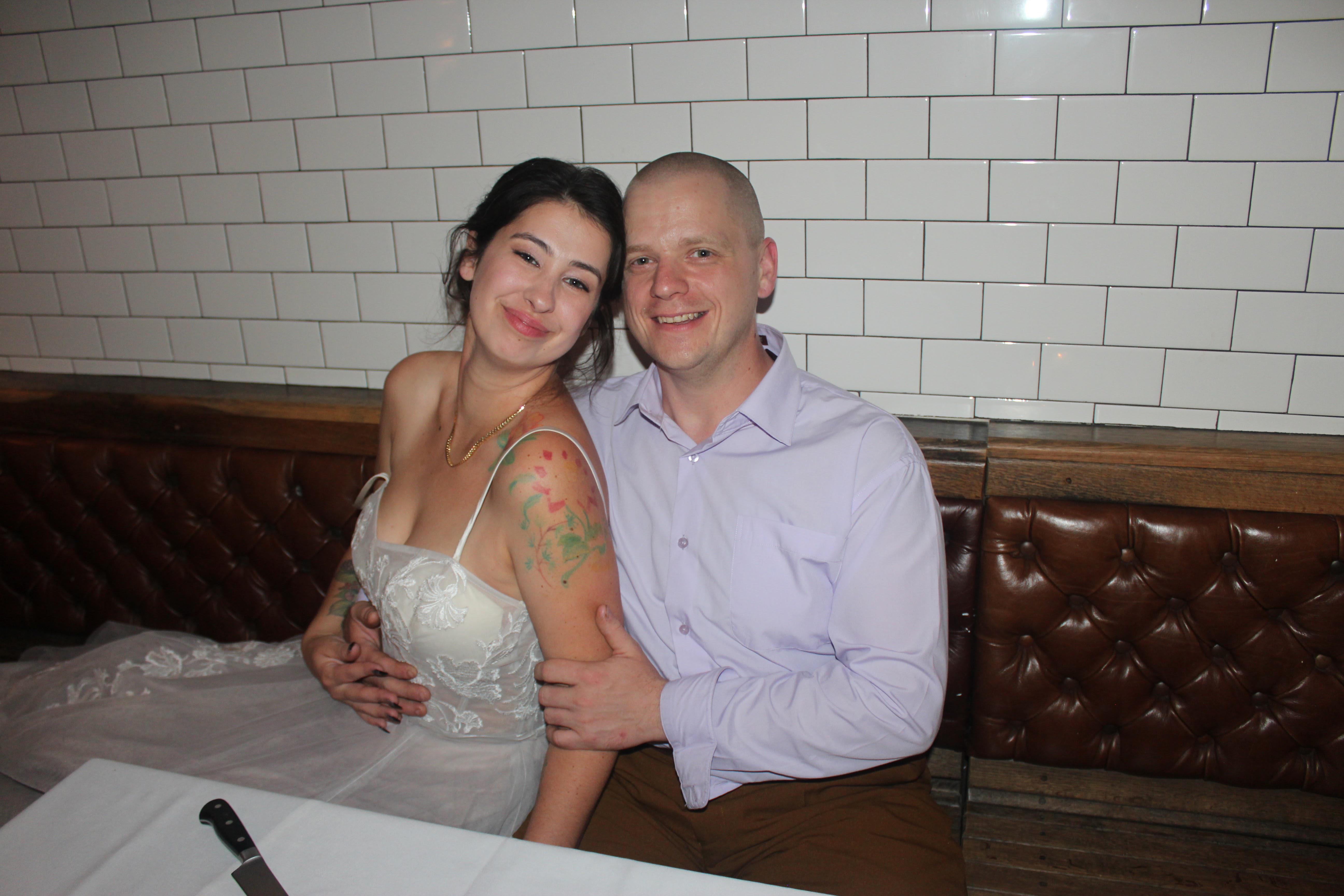 My tiny wedding | Scrolller