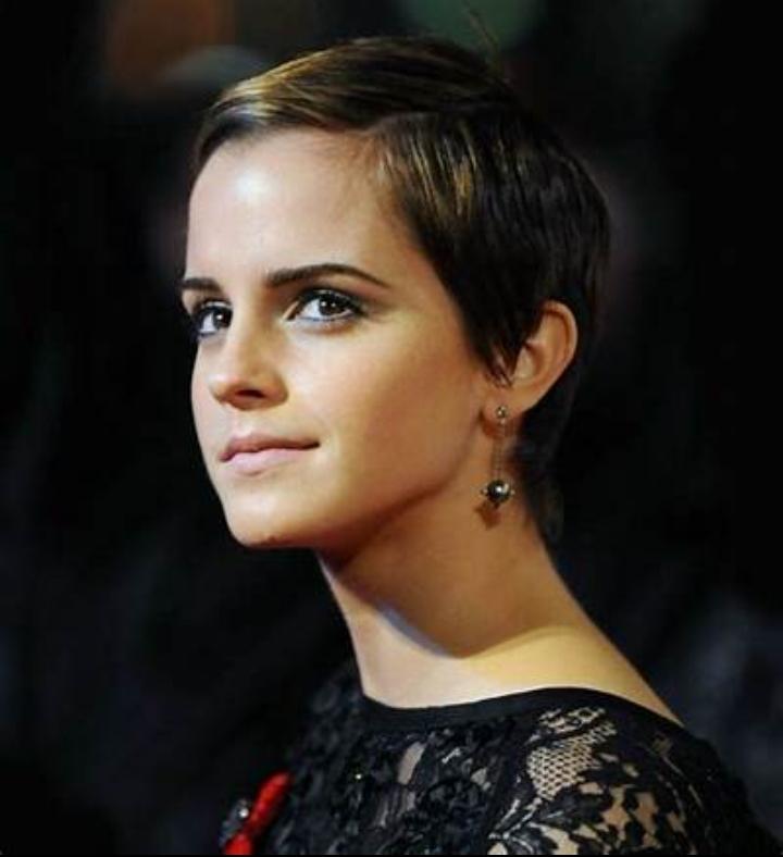 Pixie cut Emma | Scrolller