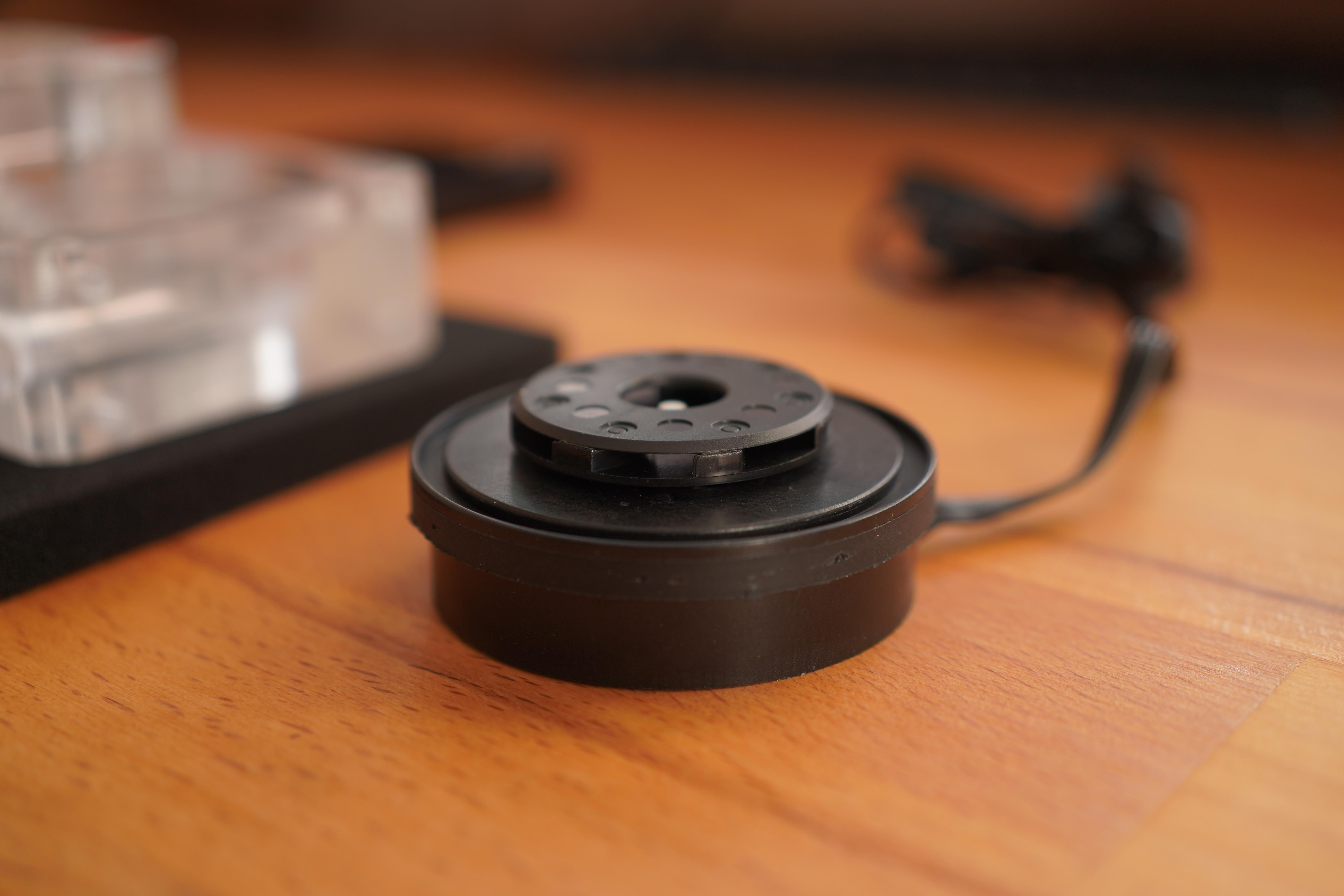 Detailed look at the internals of an AliExpress Barrow SPD10-T SFF pump | Scrolller