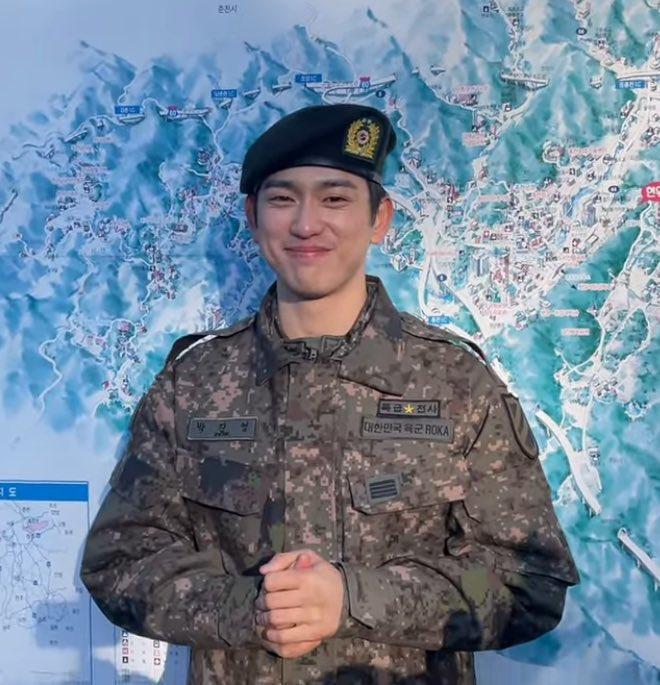 GOT7 JINYOUNG has officially been discharged from the military | Scrolller