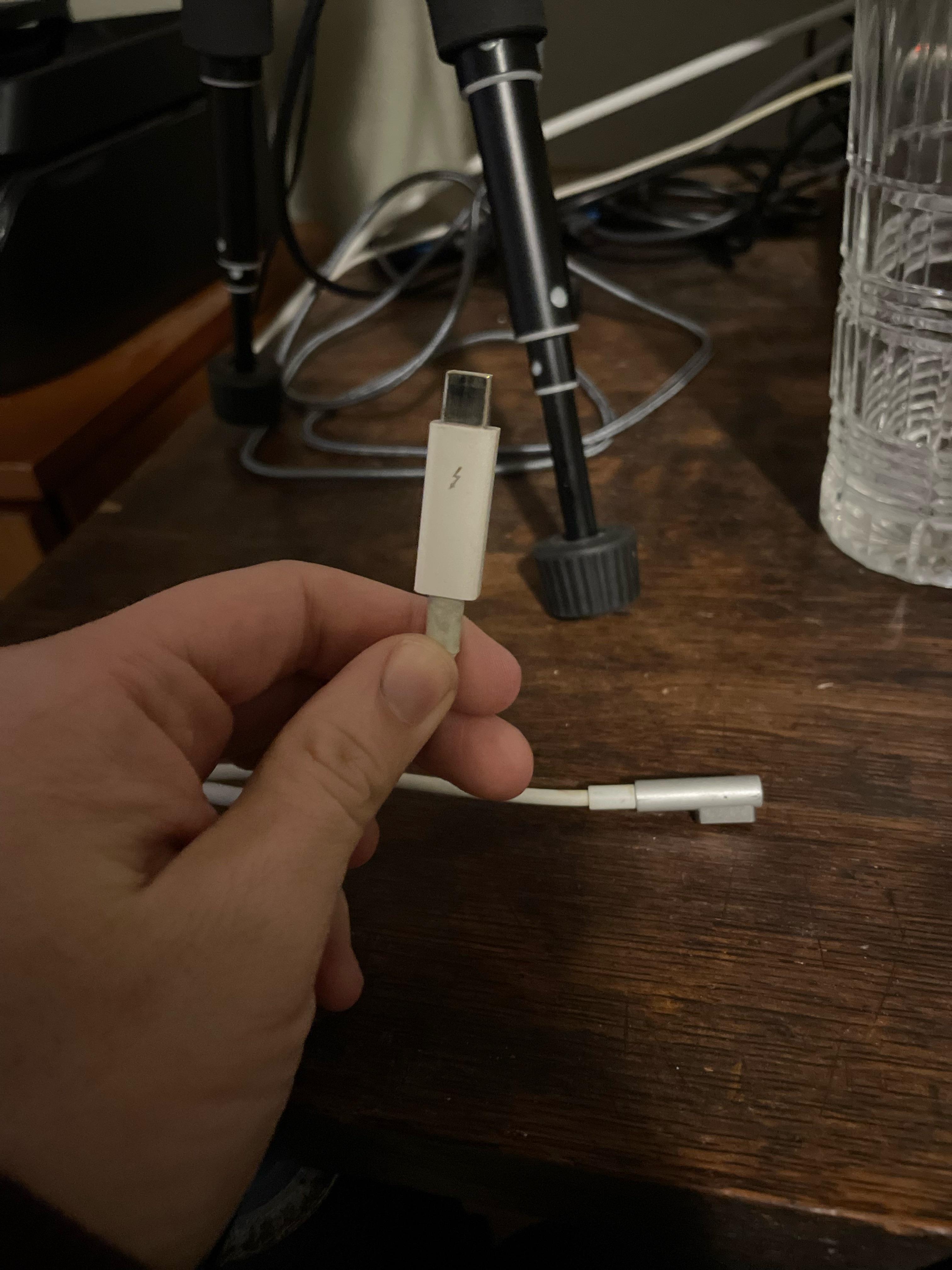 Old Lightning Cable to New Lightning adapter? | Scrolller
