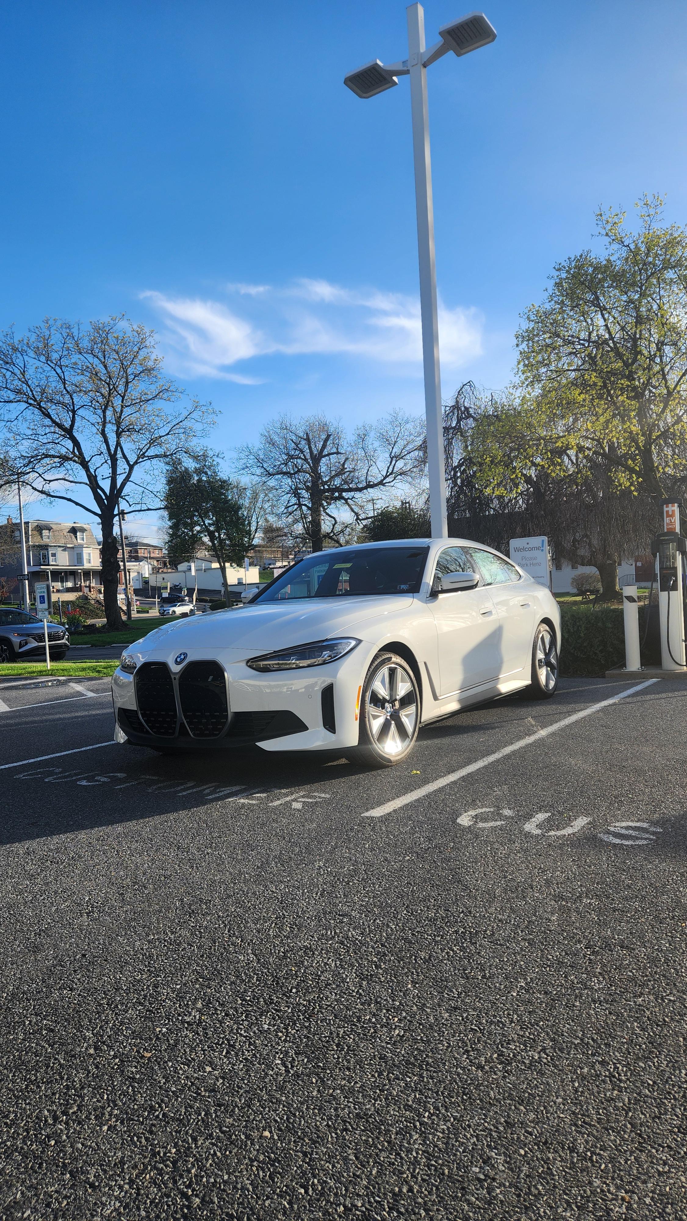 Just joined the BMW family. My new I4. | Scrolller