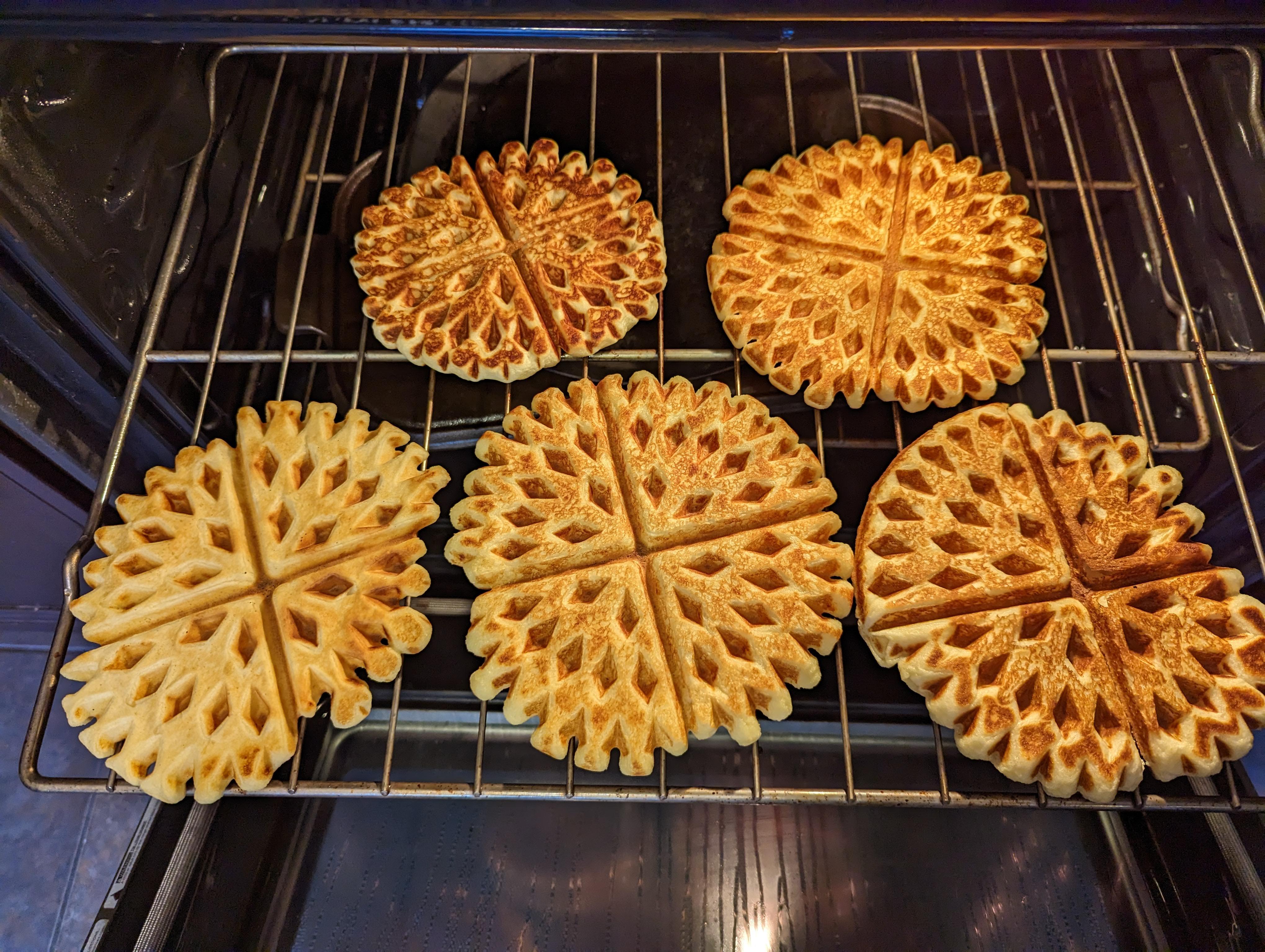 Waffle Sunday | Scrolller