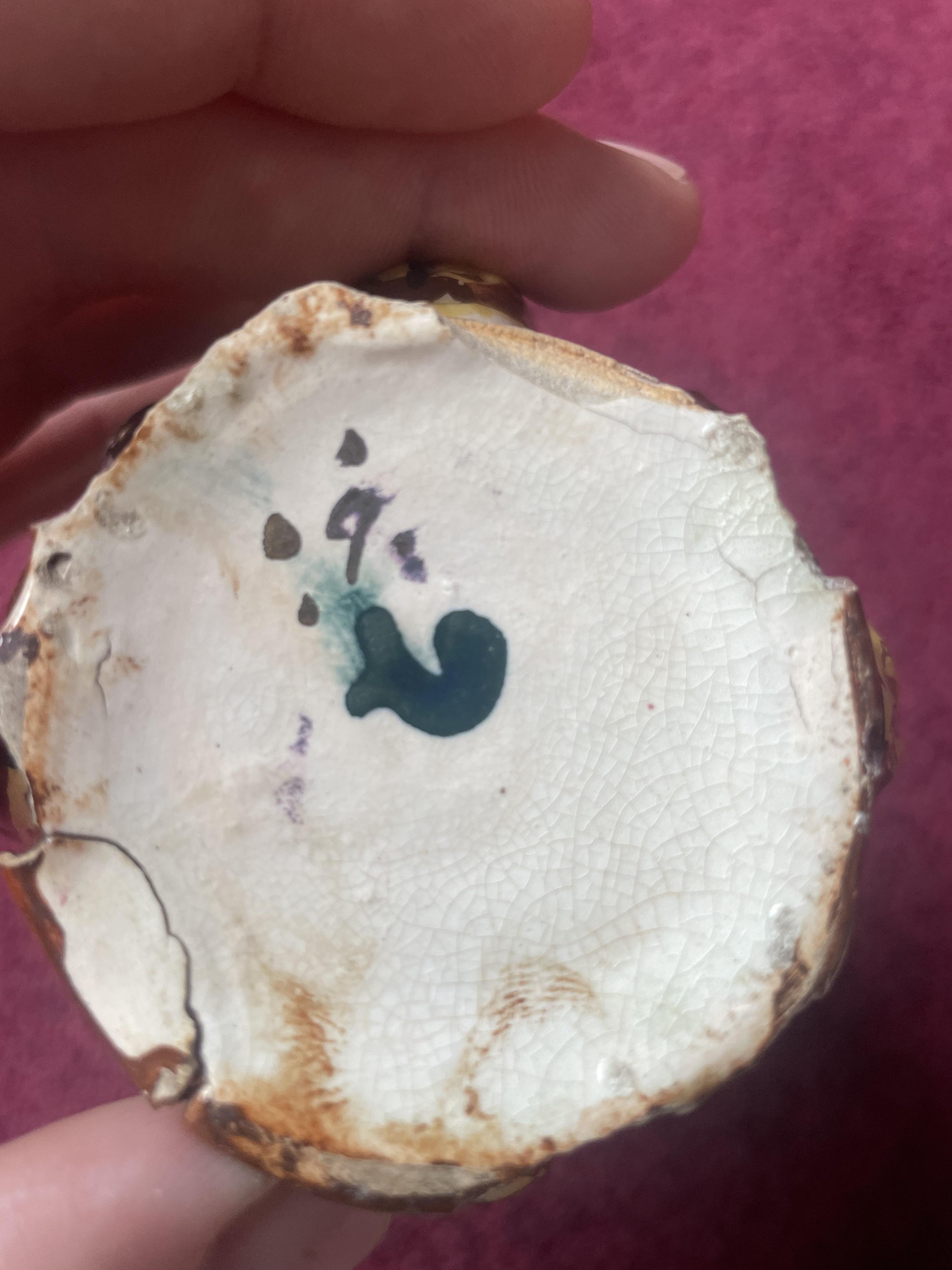 Any info on these vases | Scrolller