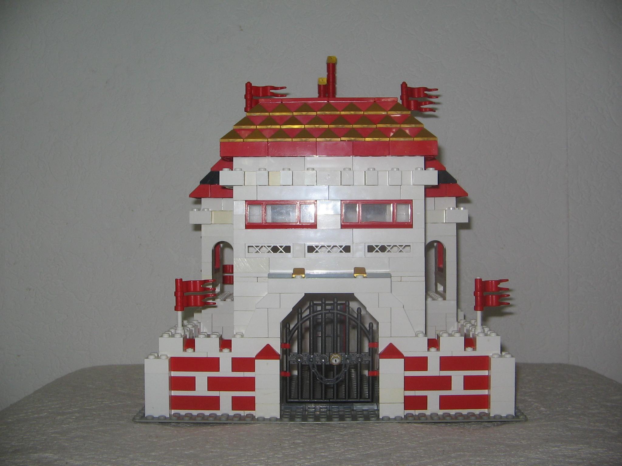 Custom Castle | Scrolller