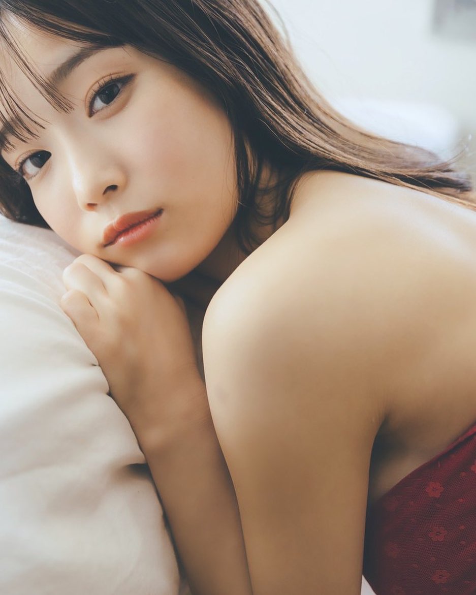 Miyu Kishi (portfolio) | Scrolller