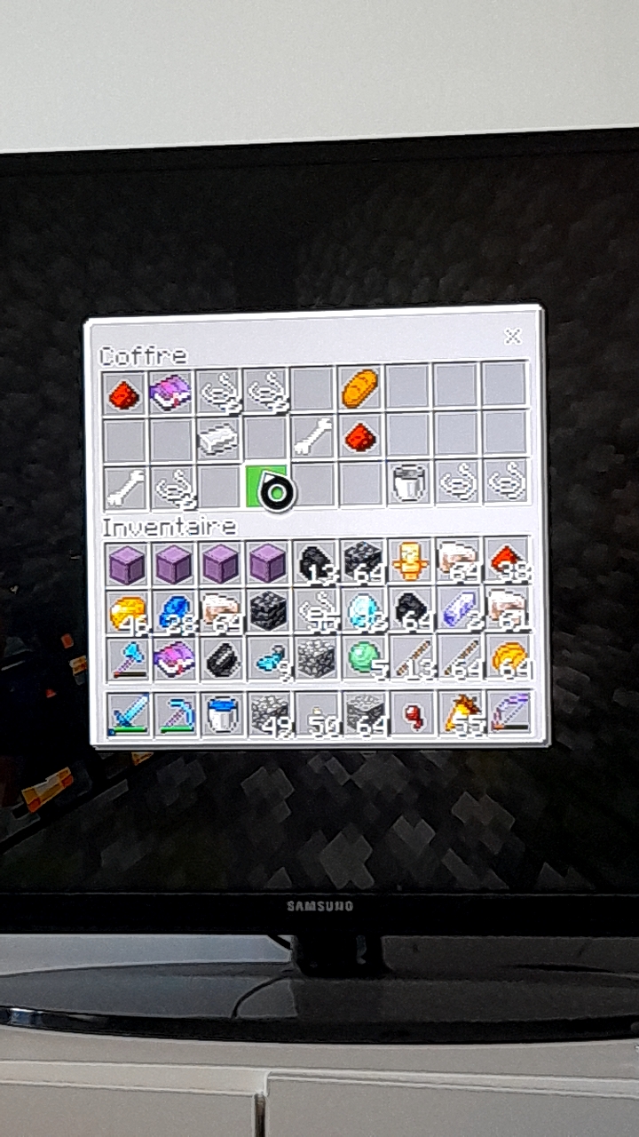 Weird Chest Spawn in a Dungeon | Scrolller