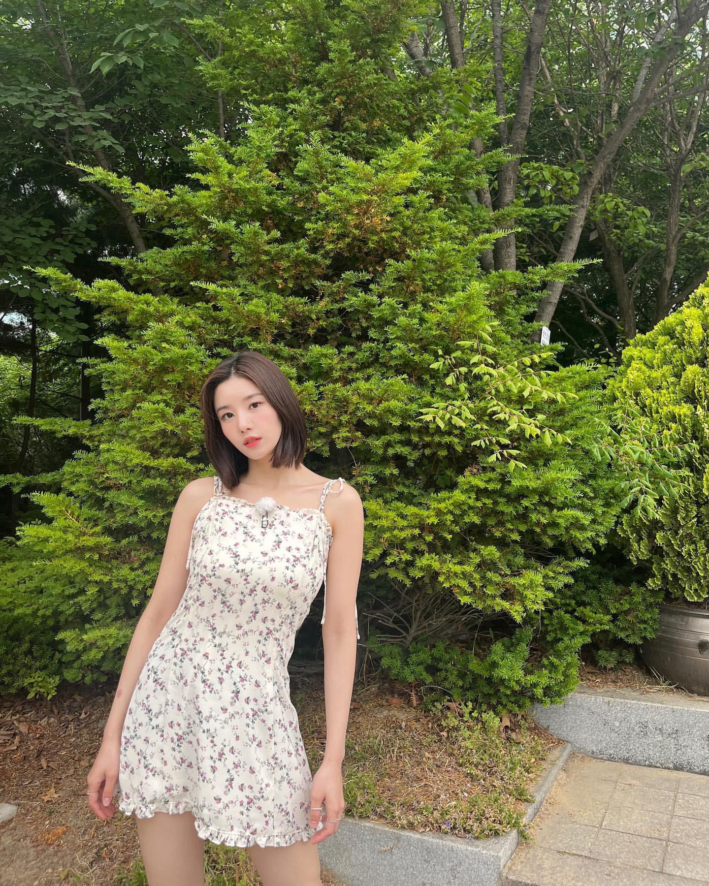 220702 Kwon Eunbi Instagram Update | Scrolller