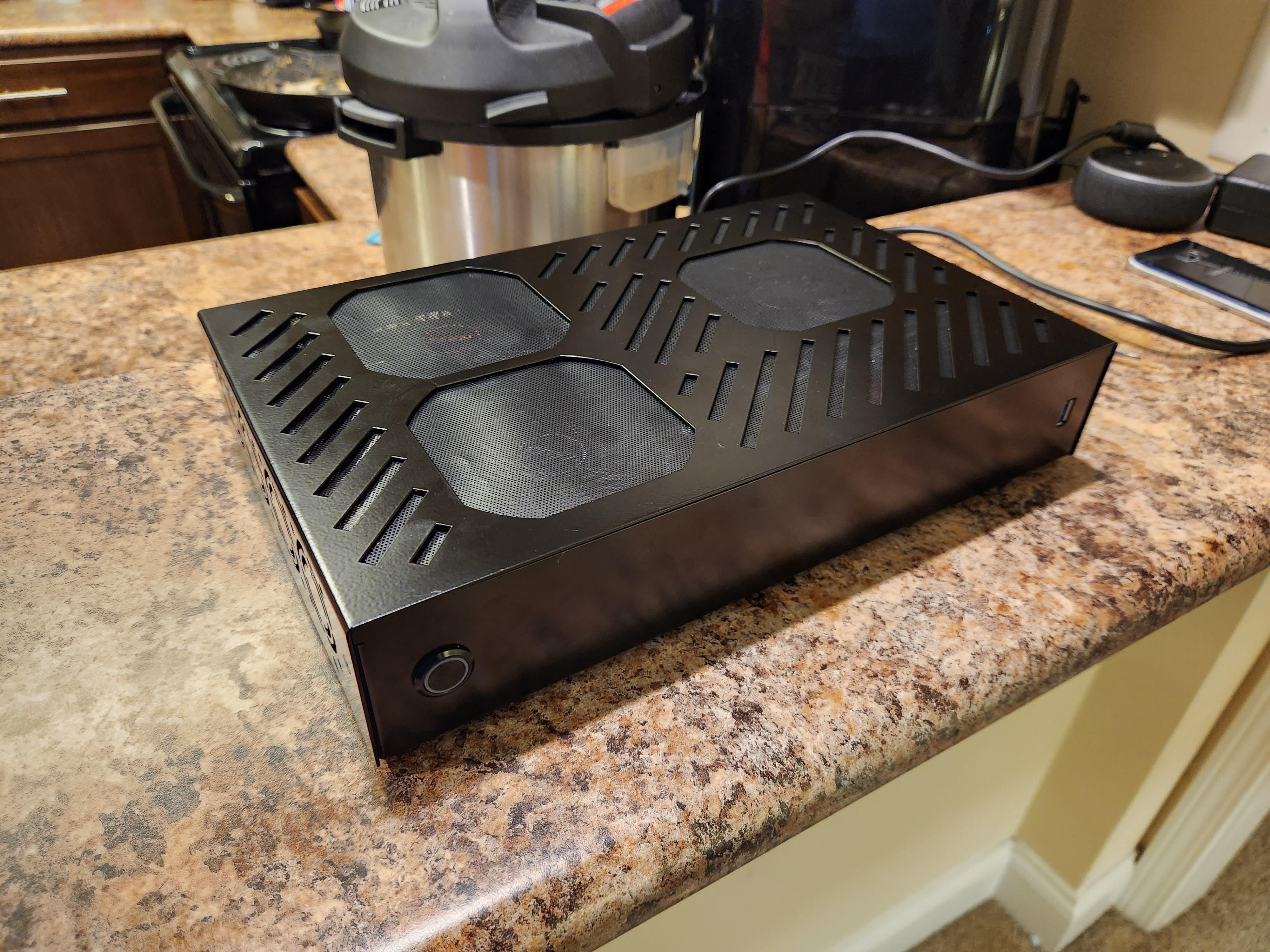 4.15 Liter PC Case | Scrolller