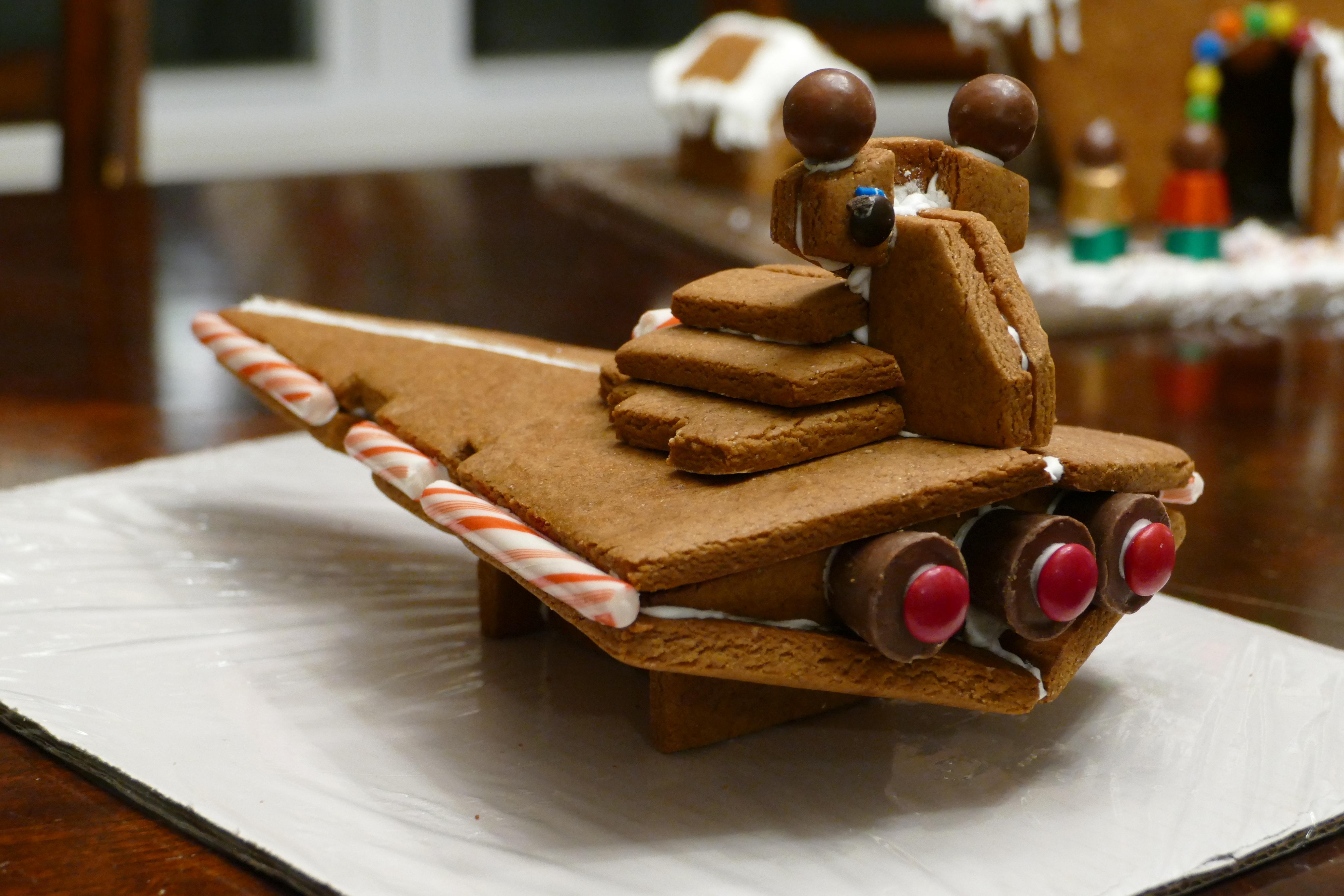 [Homemade] Star Destroyer Gingerbread | Scrolller