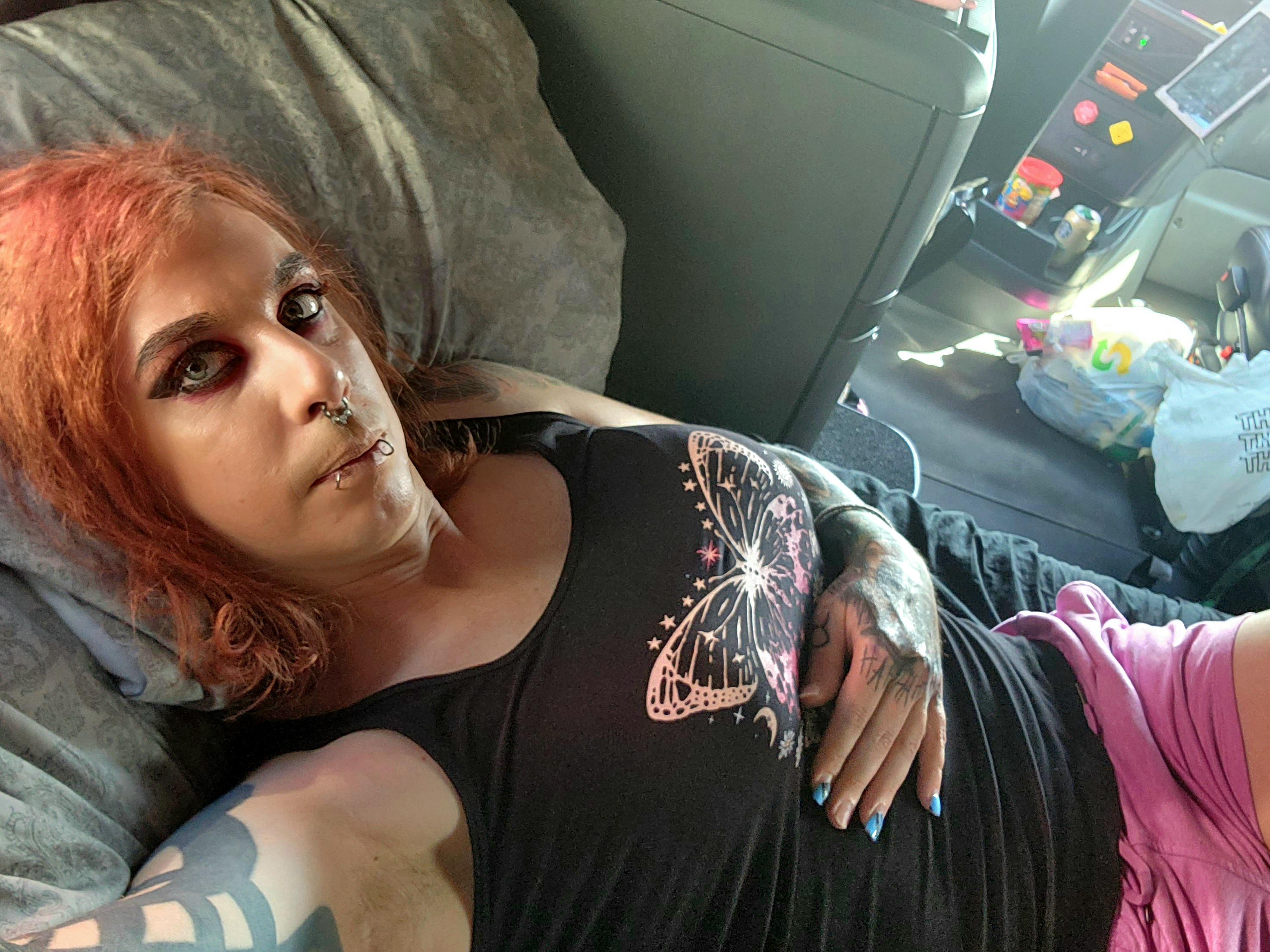 Just laying around and bored ugh....... | Scrolller