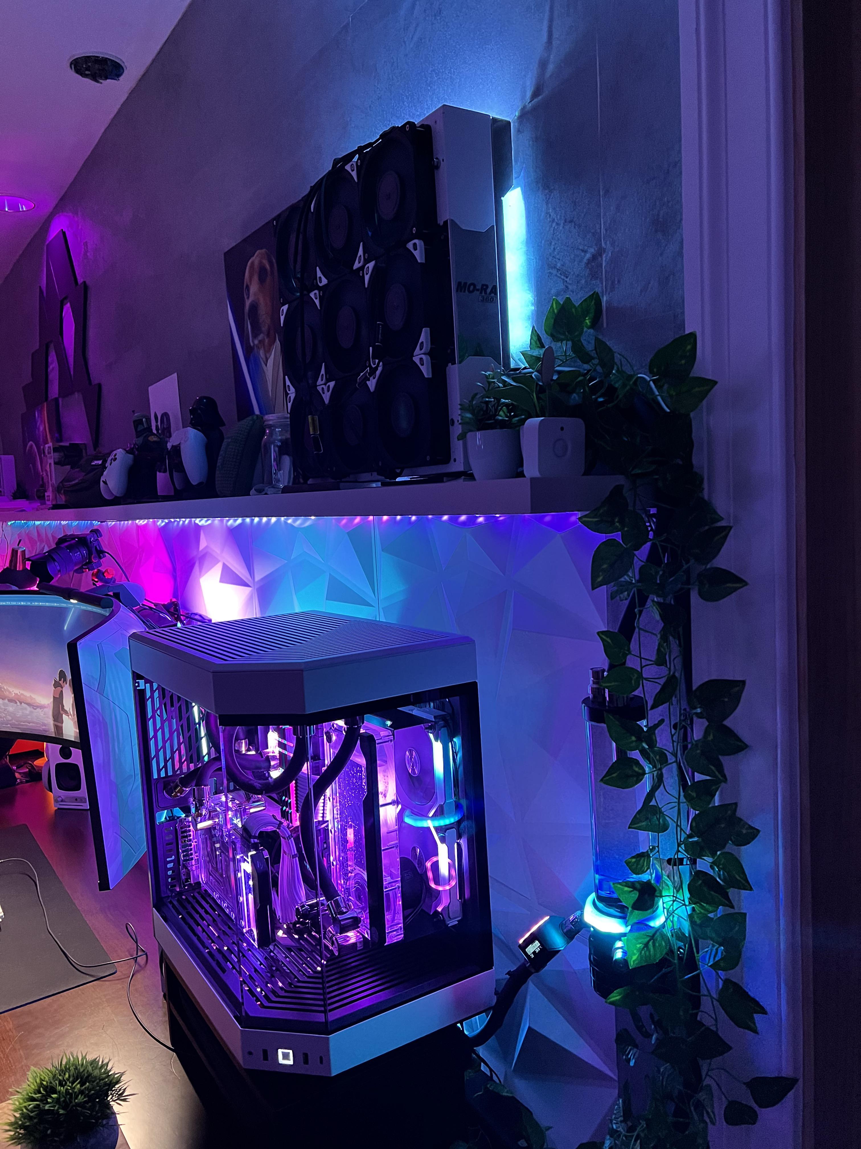 Just a close up of the loop! Decided to hook up the VRM blocks too and add an active backplate ...