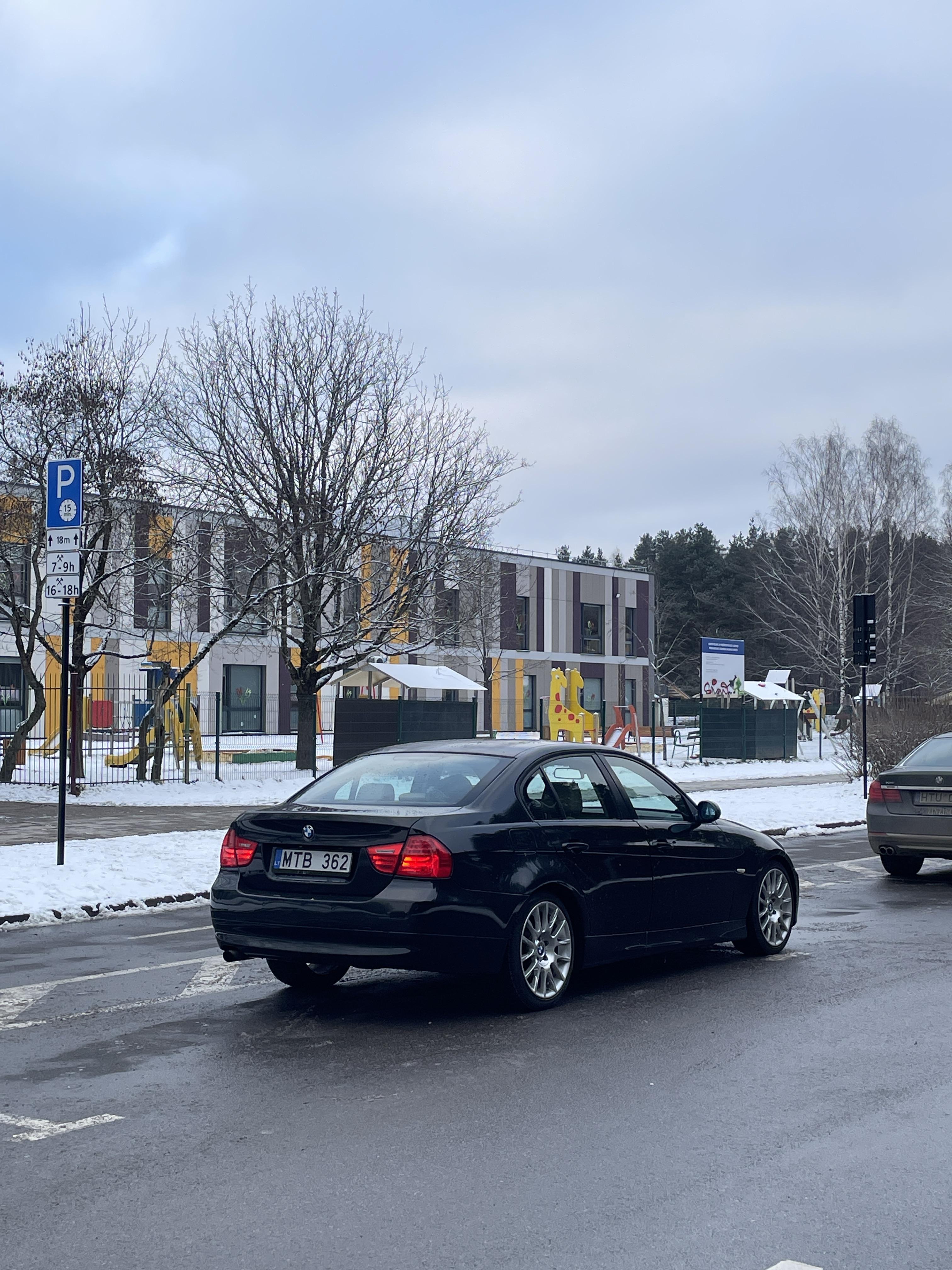 E90 LCI rear installed🤌 | Scrolller