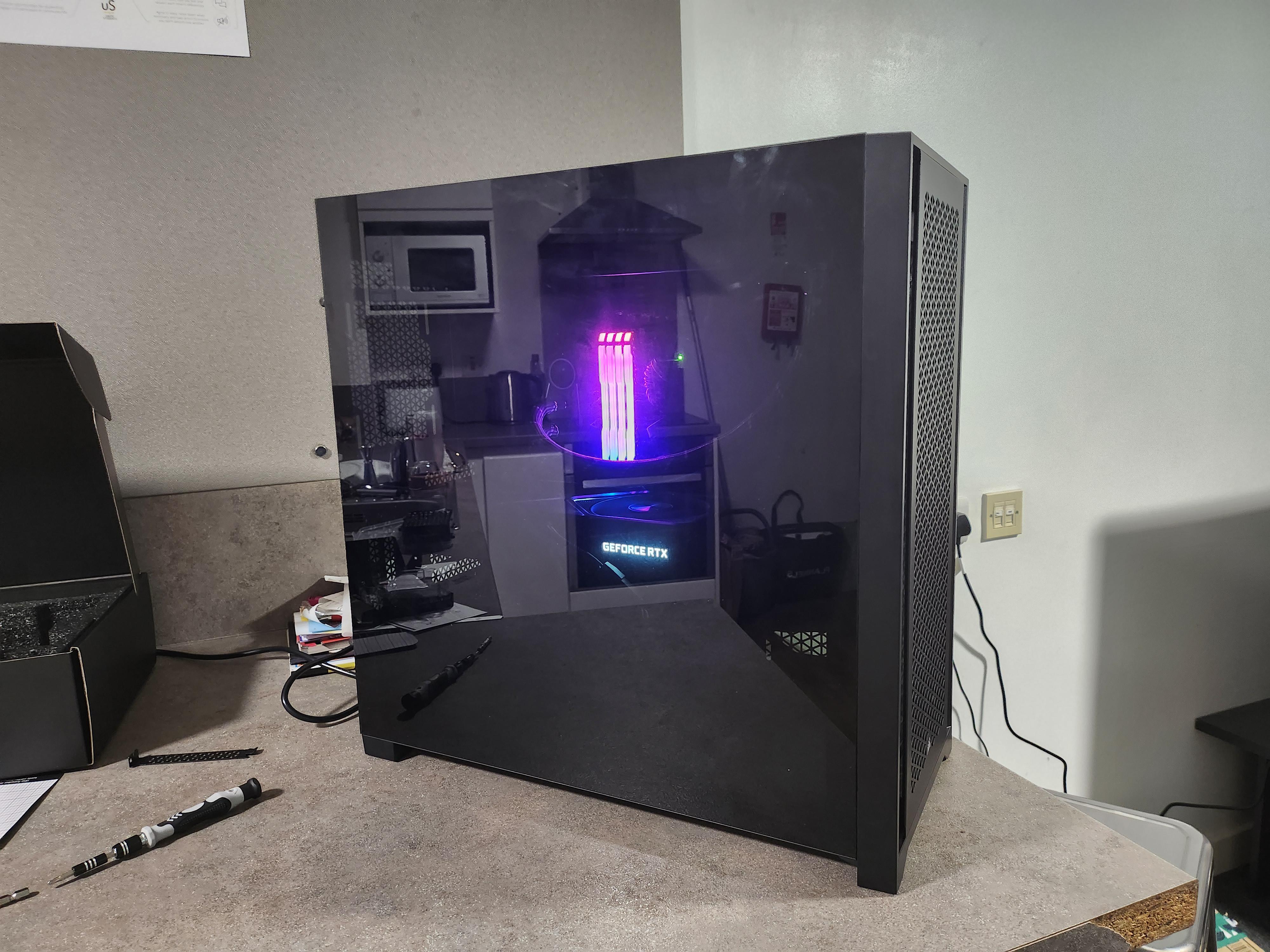 First time having a couple setup - got my boyfriend to finally build his first pc! | Scrolller