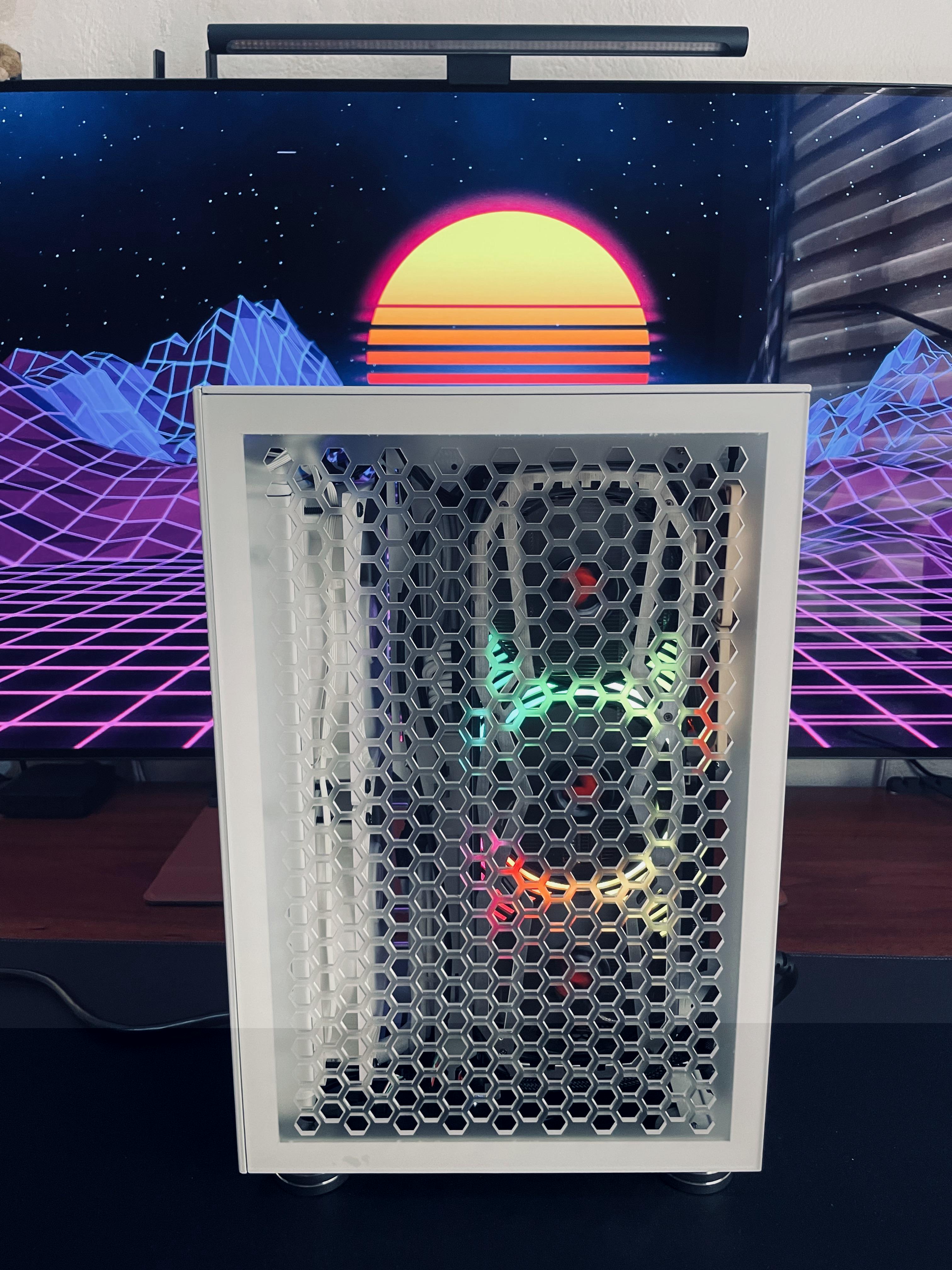 Meshi w/ double custom panels | Scrolller