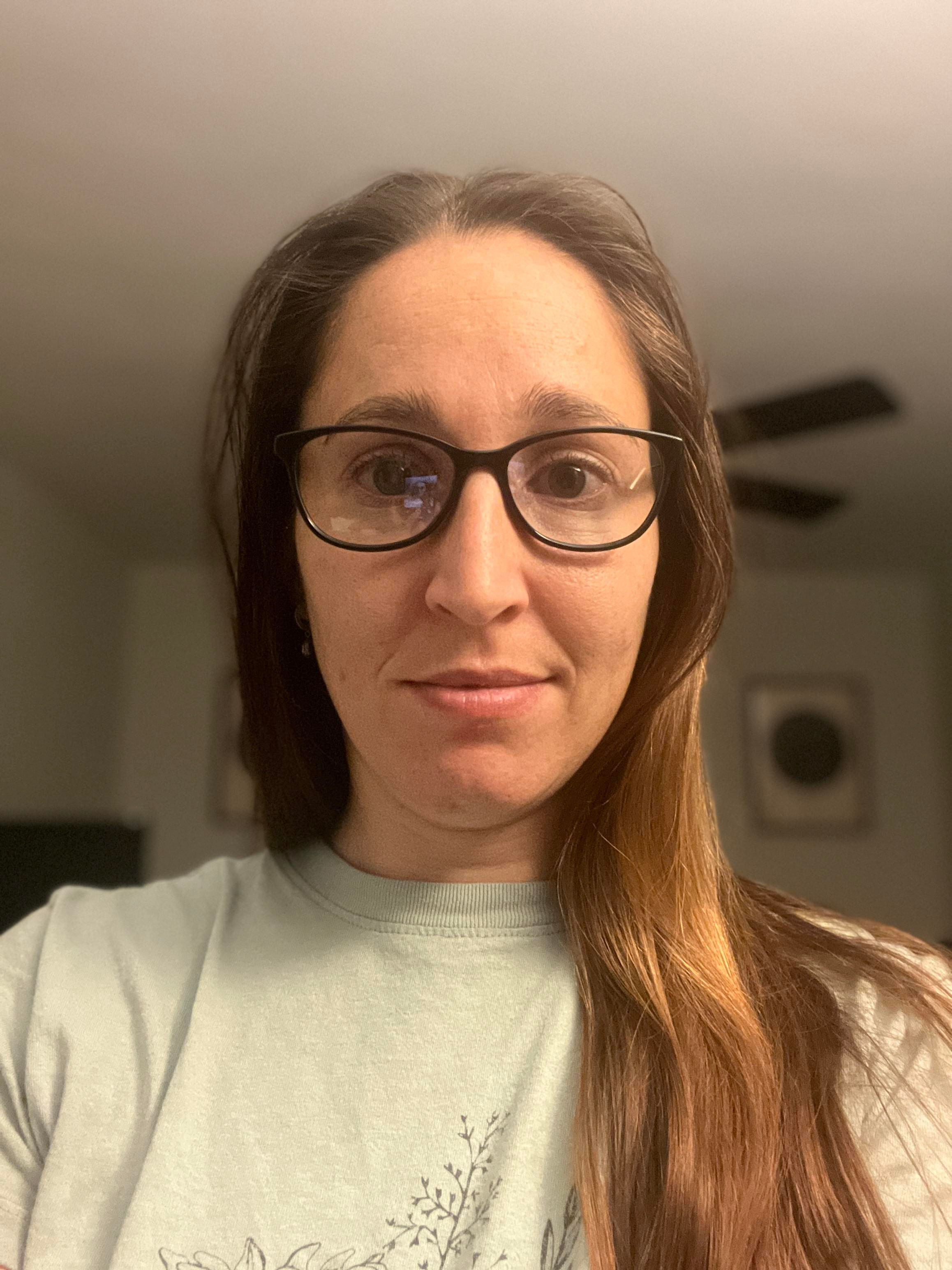 Which is better of these similar glasses? | Scrolller