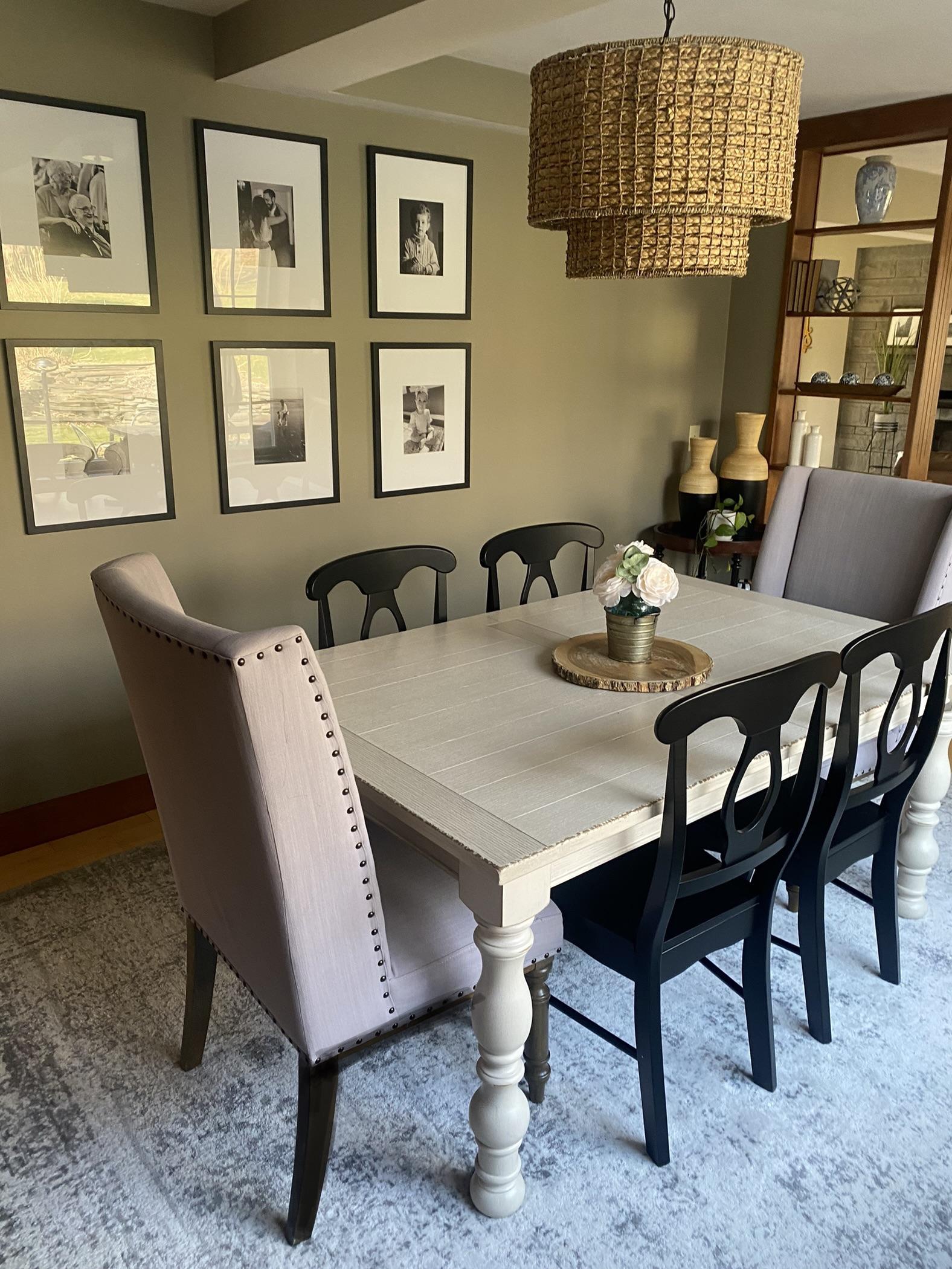 Which chairs? | Scrolller