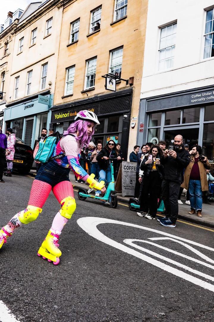 Draw me? | Scrolller