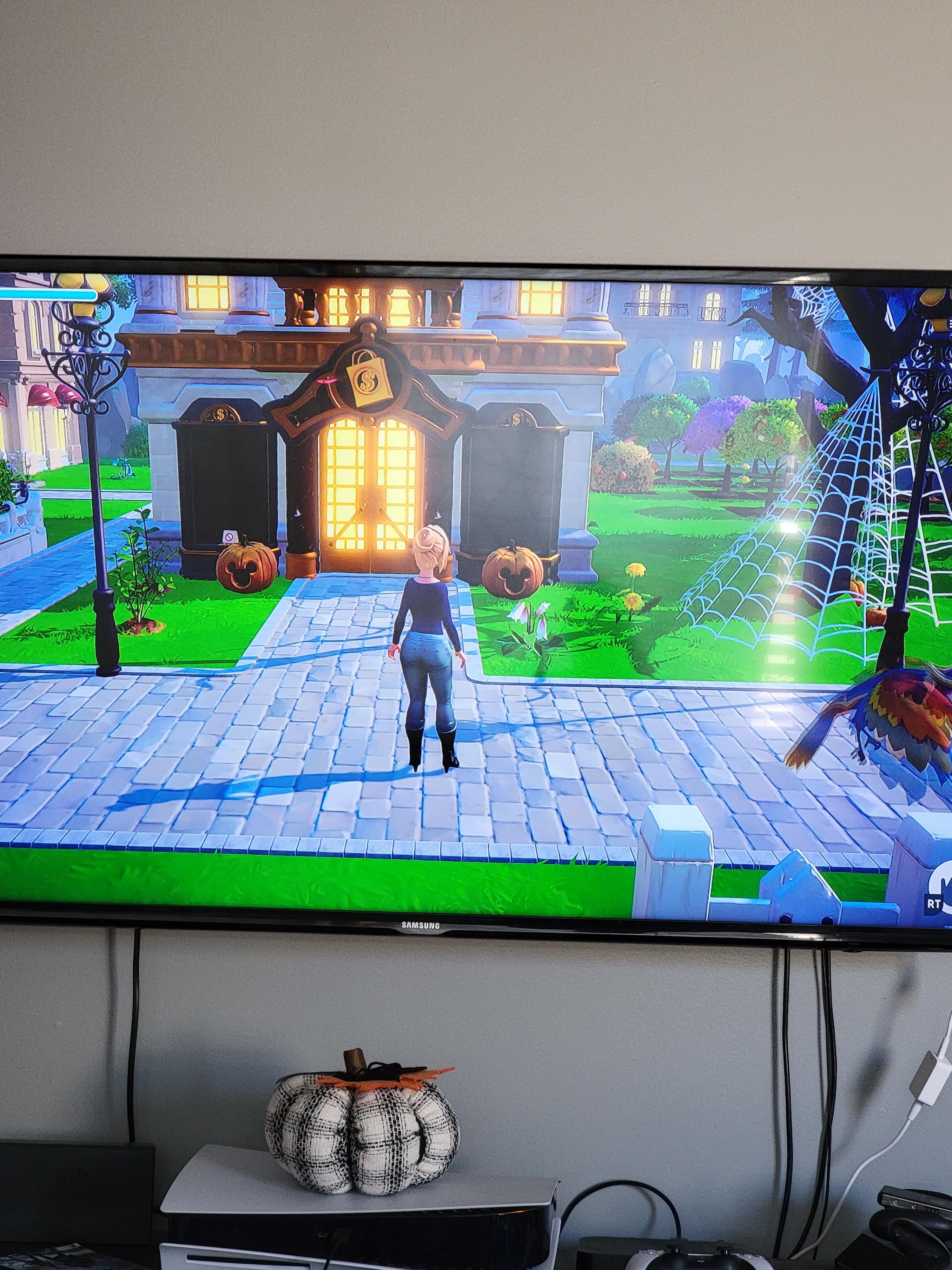 Decorating | Scrolller