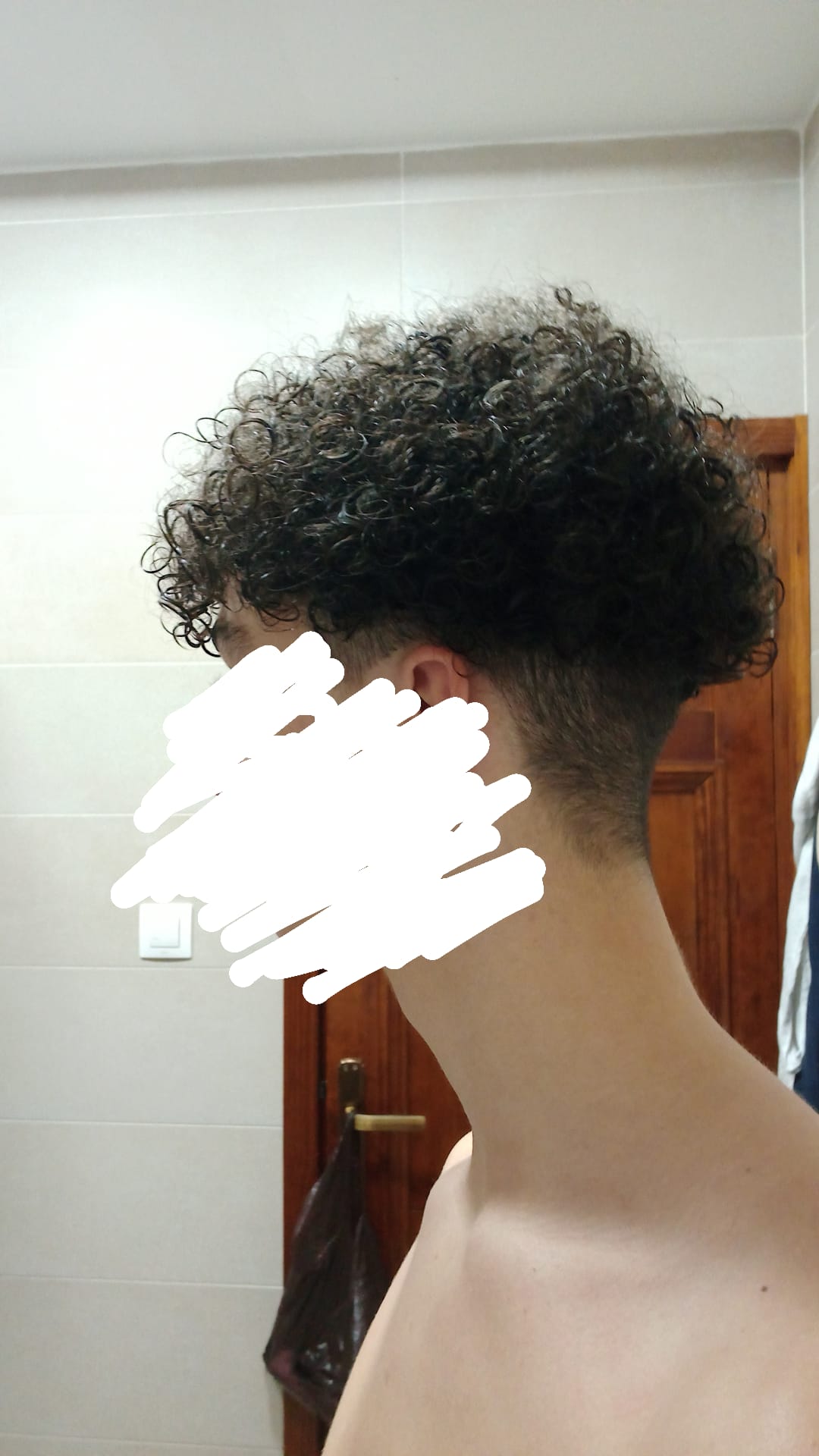 Need me some urgent help here | Scrolller