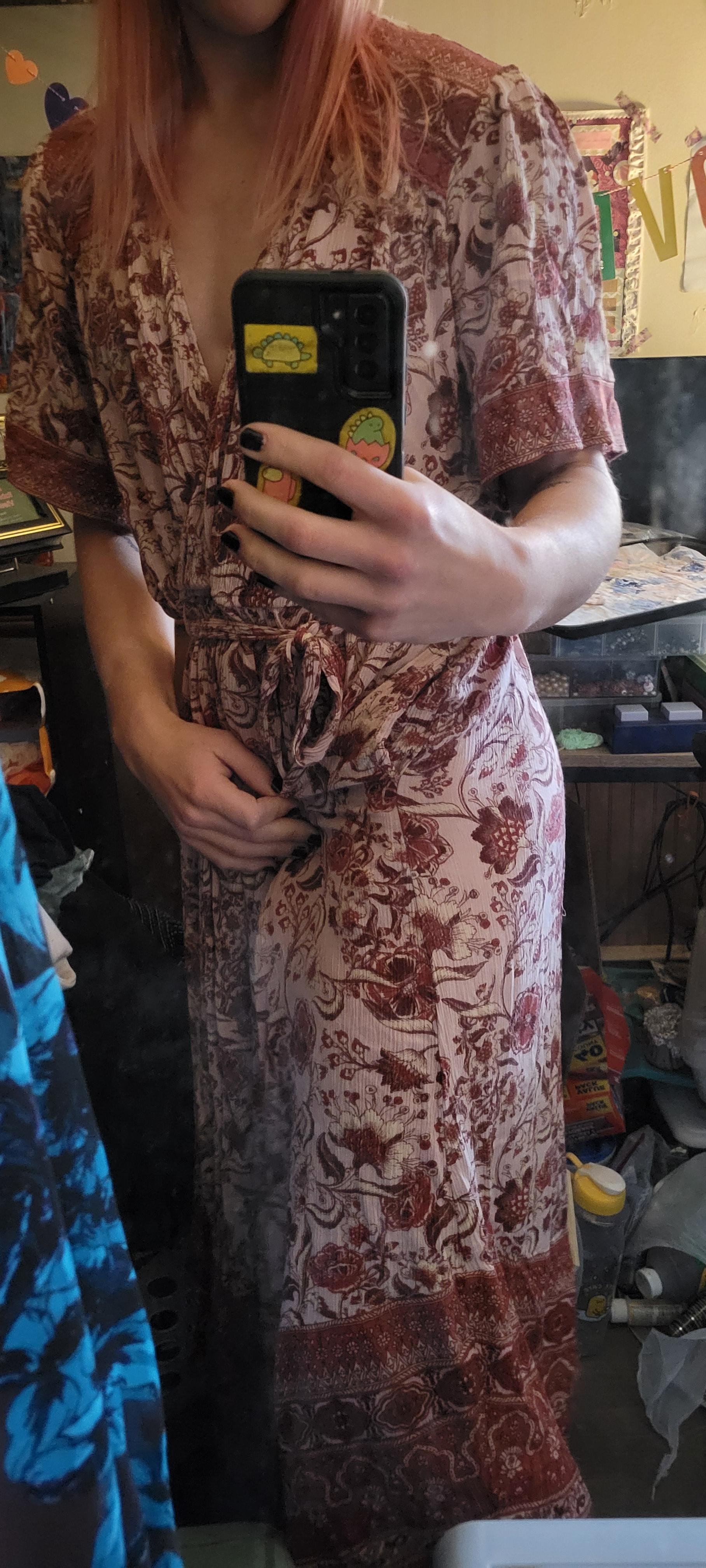 Dis Dress Thoo Scrolller