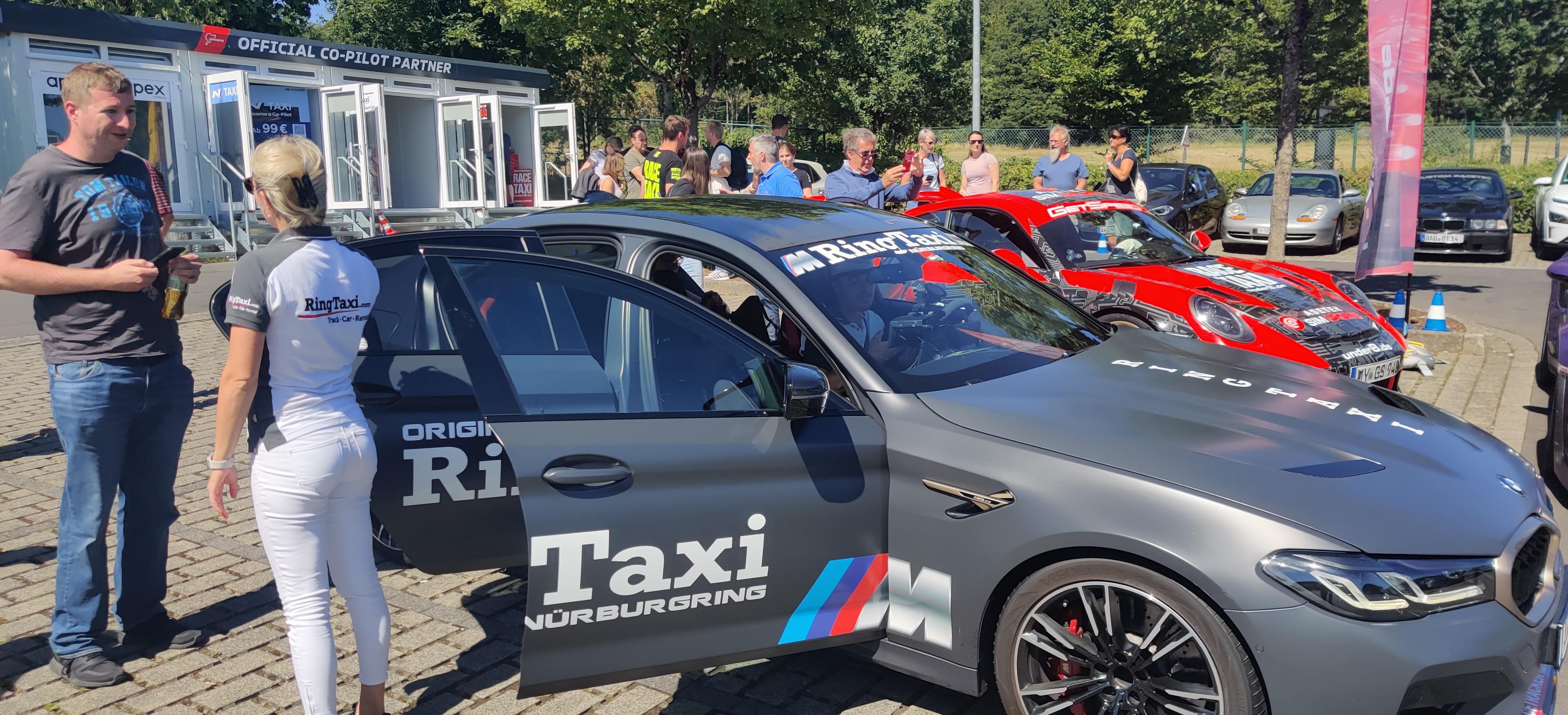 Time to fly in an M5 CS | Scrolller