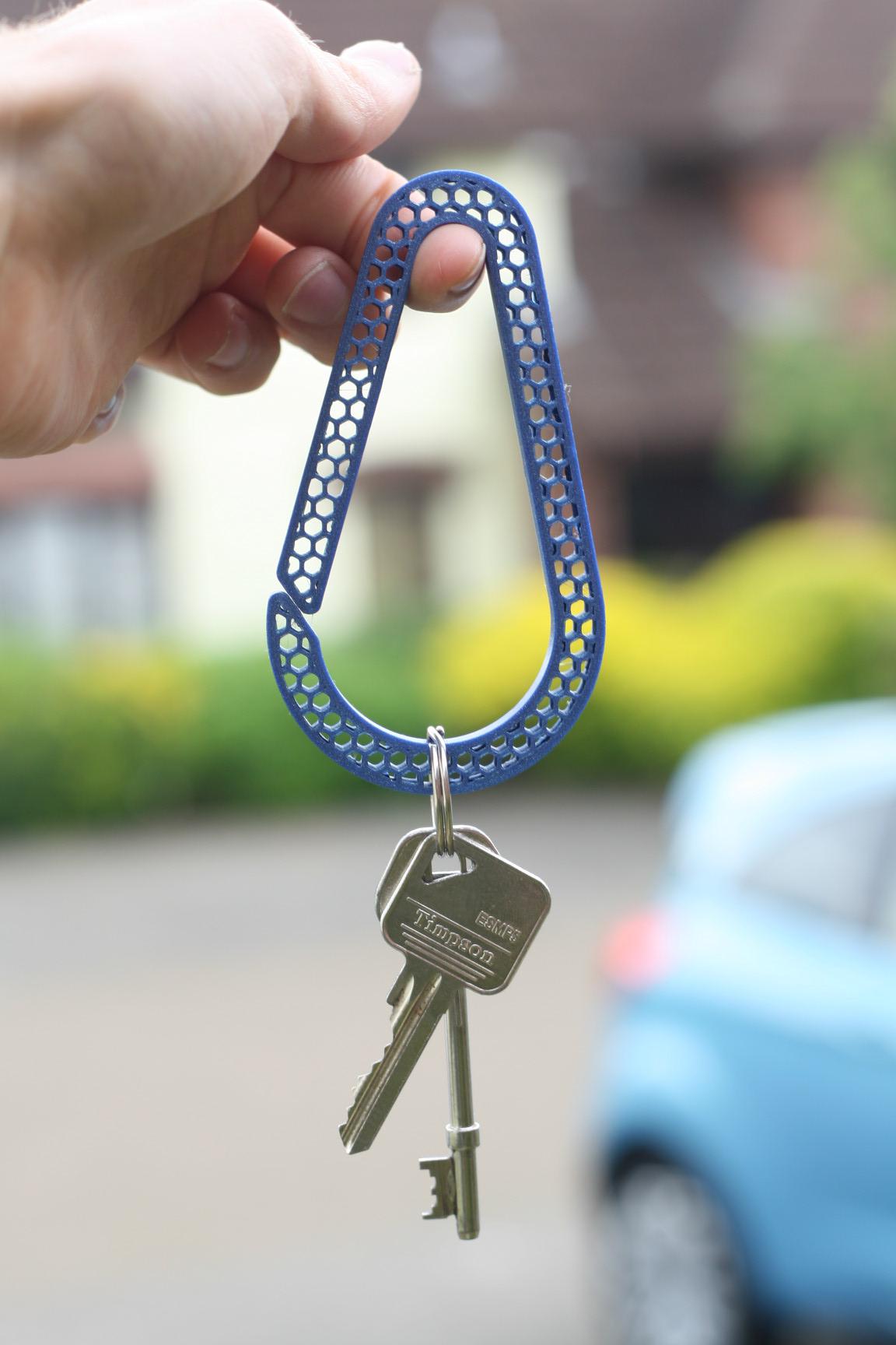 I made a honeycomb carabiner | Scrolller