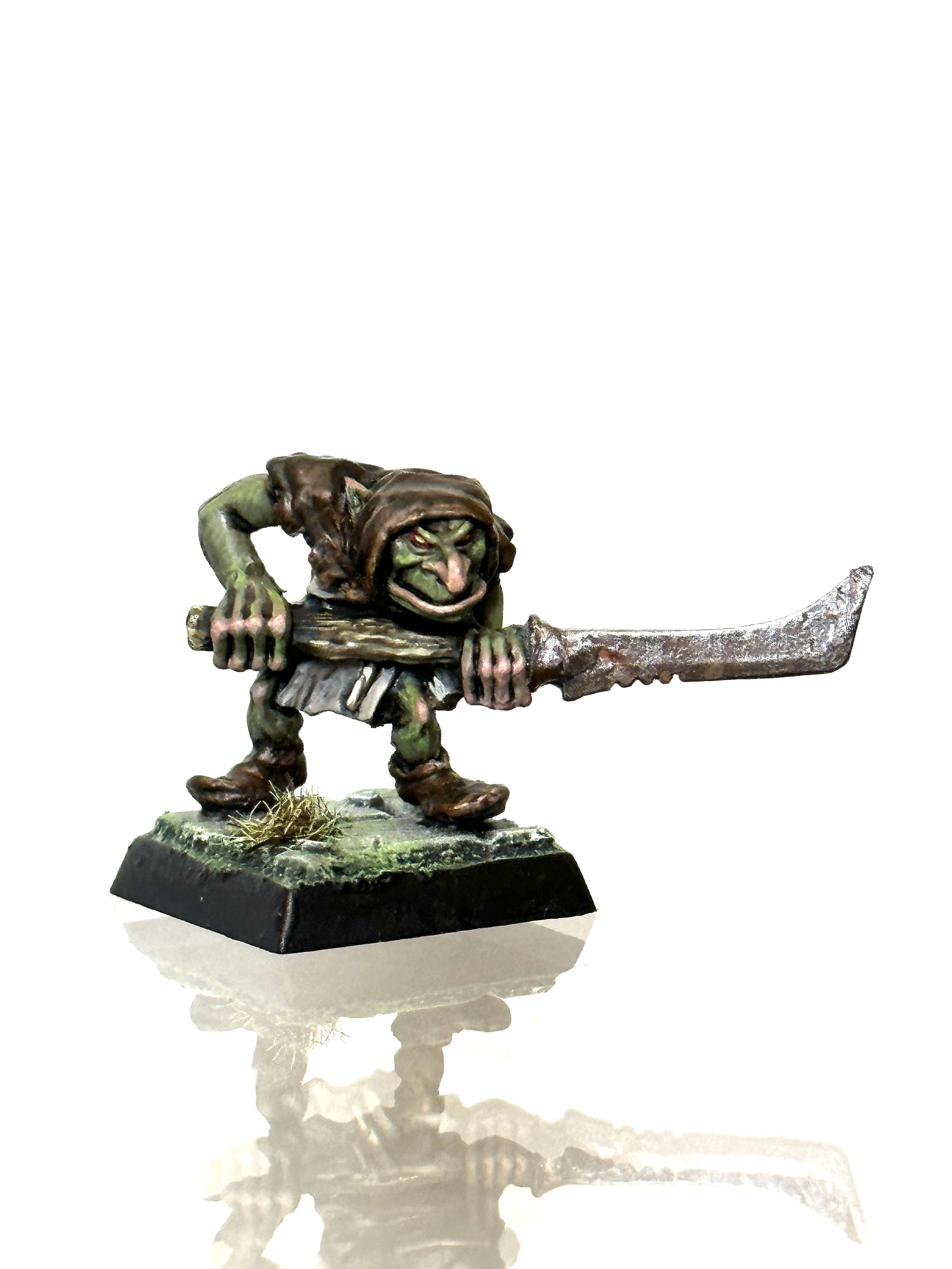 Finished an Oldhammer goblin. | Scrolller