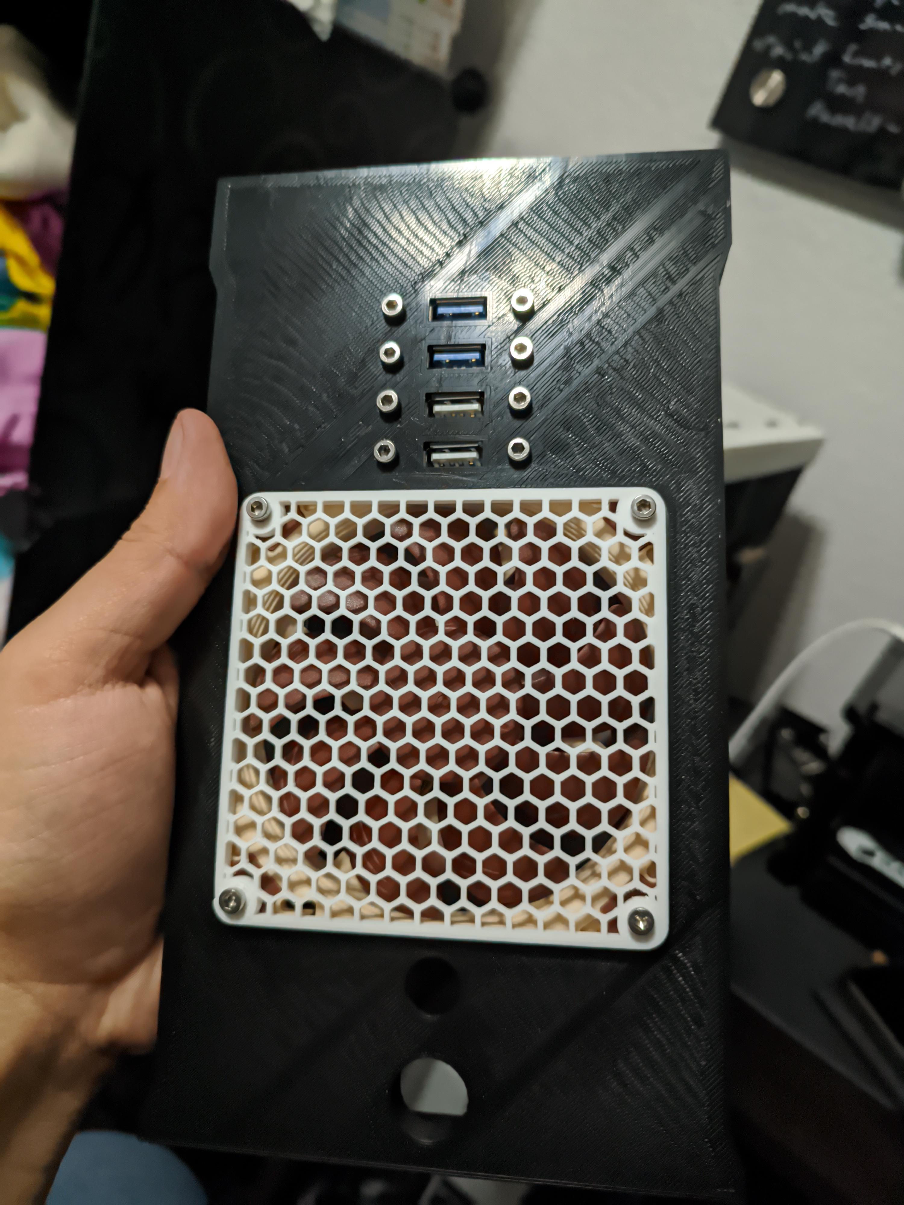 Does anyone know if they sell front panel cables for audio? | Scrolller