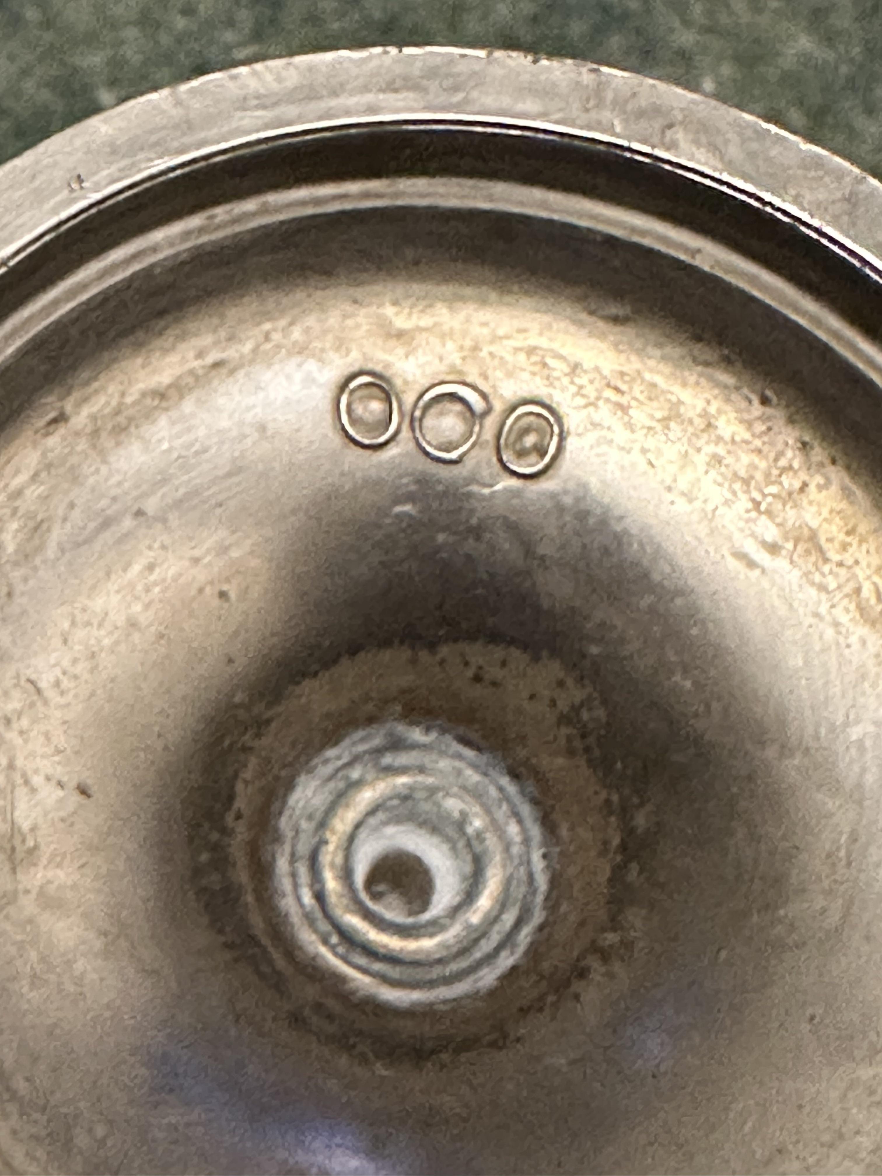 Anyone know the maker? | Scrolller