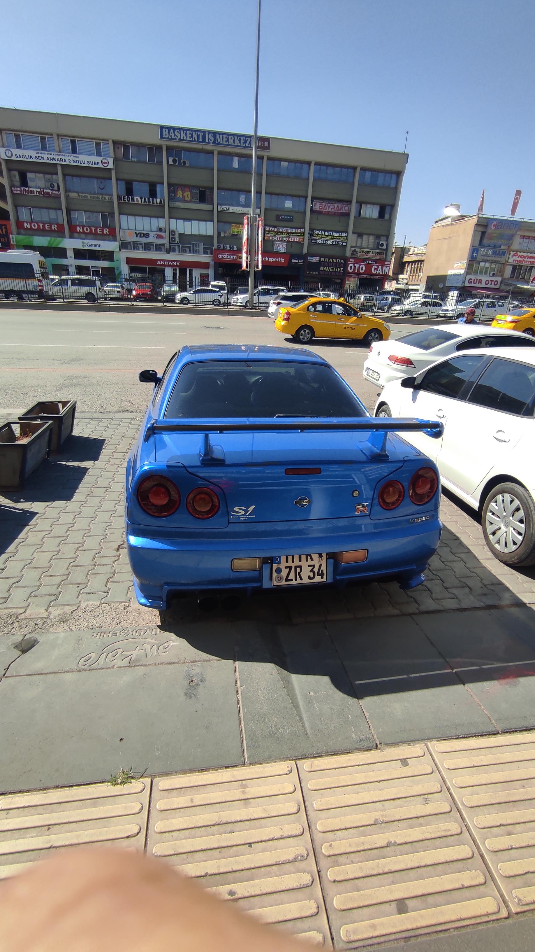 [Nissan R34 GT-R] does this count as spotted? saw in Ankara, Türkiye. | Scrolller